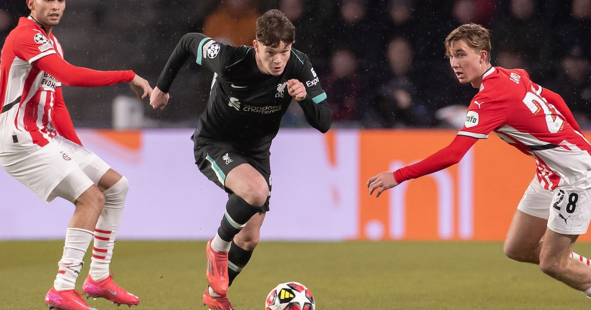 Ajax huurt 20-jarige James McConnell van Liverpool: ‘Hij zal voor ...