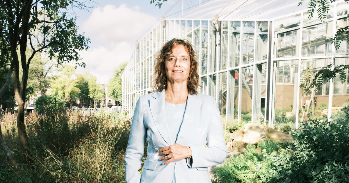 Het Amsterdam van Hortusdirecteur Carlien Blok: ‘Ik fiets om zodat ik ...