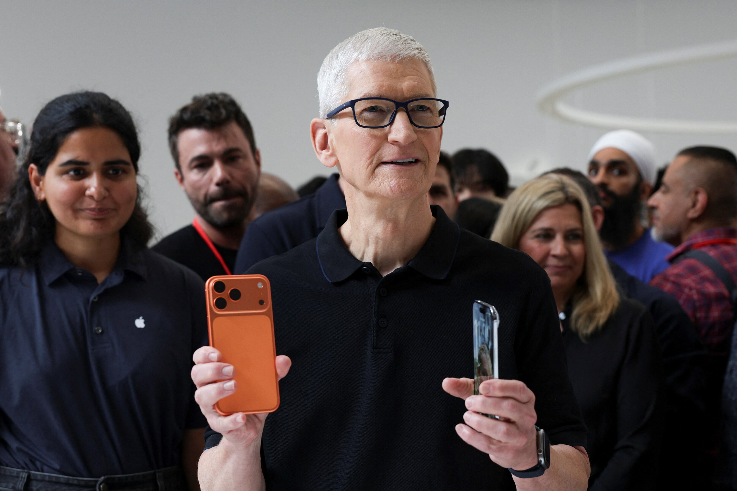 Mist Apple de AI-boot? ‘Na Steve Jobs staat er een boekhouder aan het ...