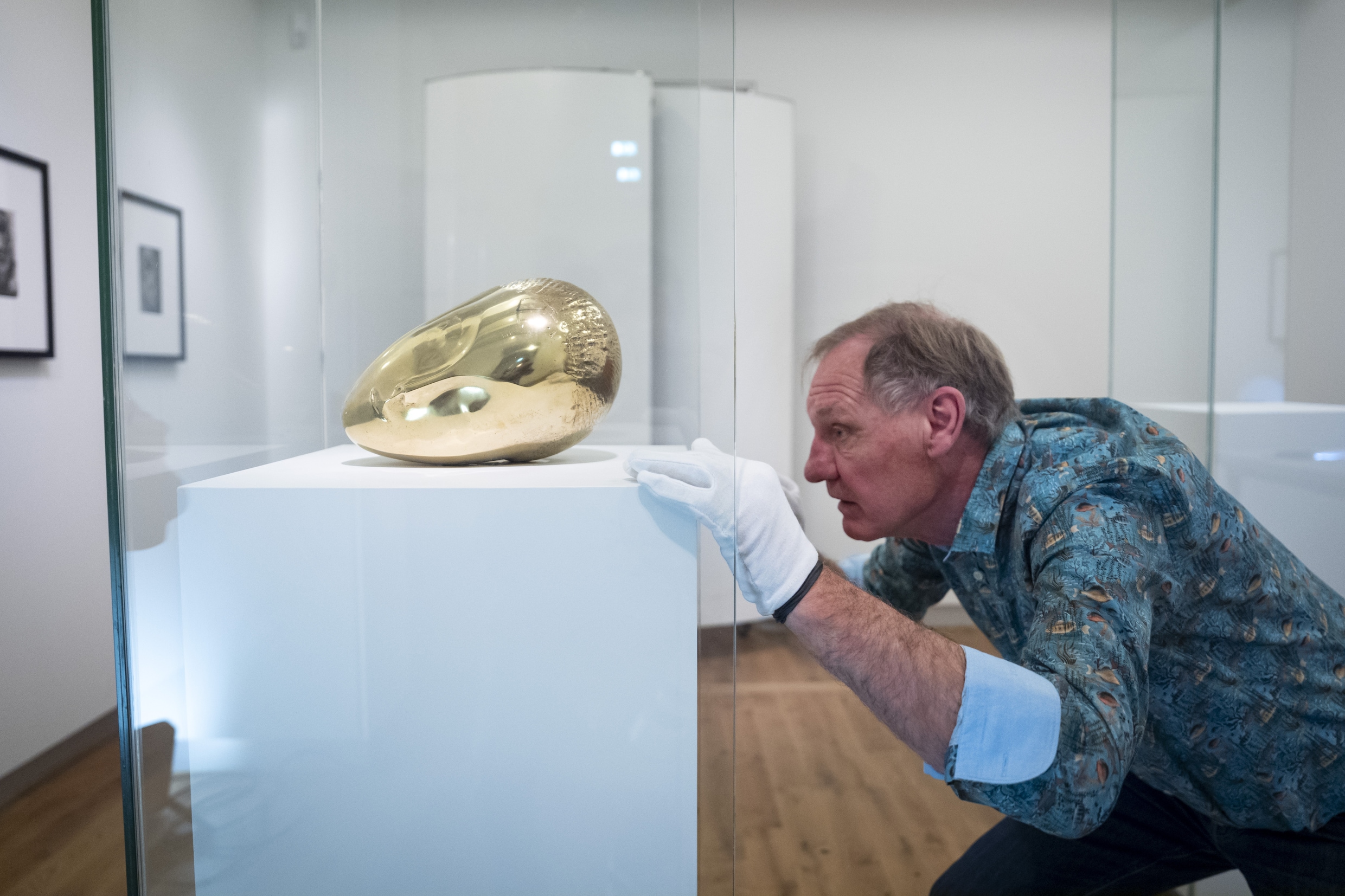 Hoe een kwetsbaar bronzen hoofdje uit 1910 de beeldhouwkunst op zijn ...