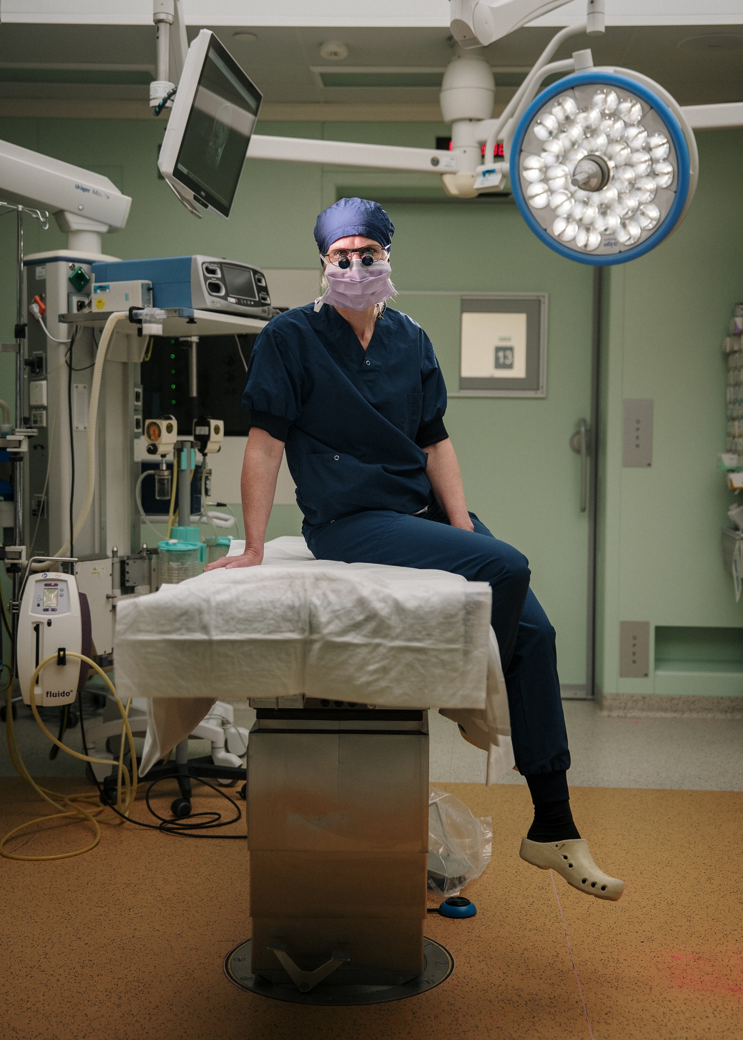 Neurochirurg Mariam Slot (42) kan patiënt live laten meepraten tijdens ...