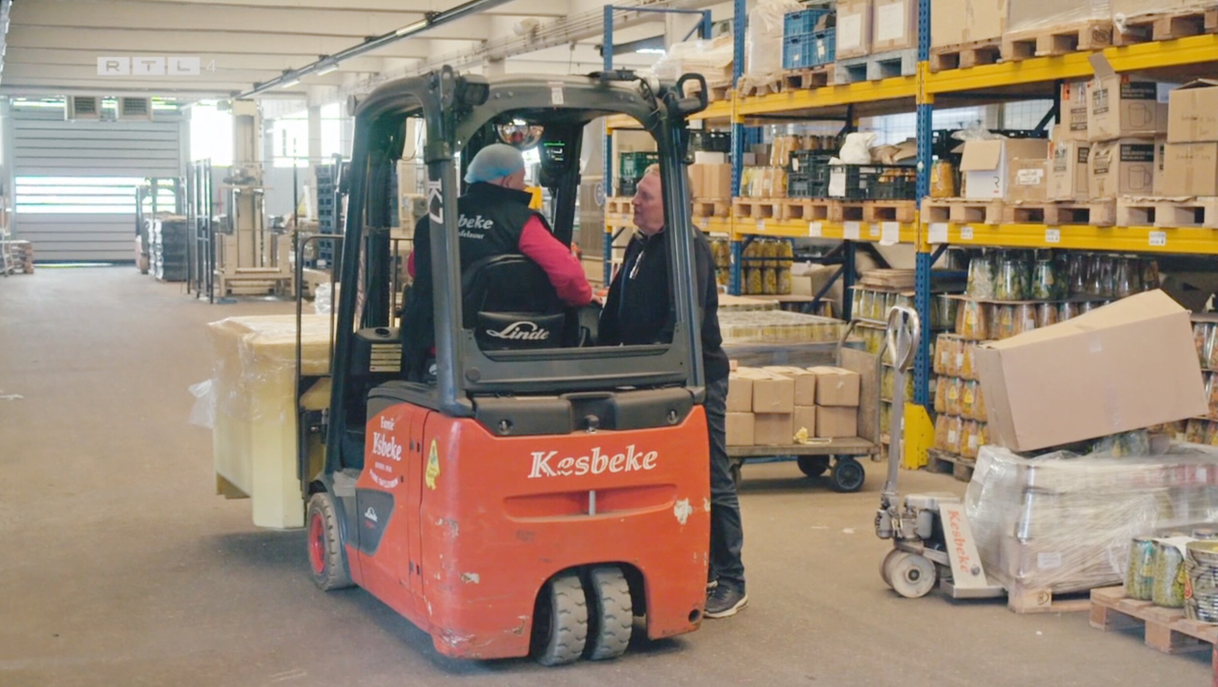 Onder het bewind van augurkenkoning Kesbeke blijft godzijdank alles bij ...