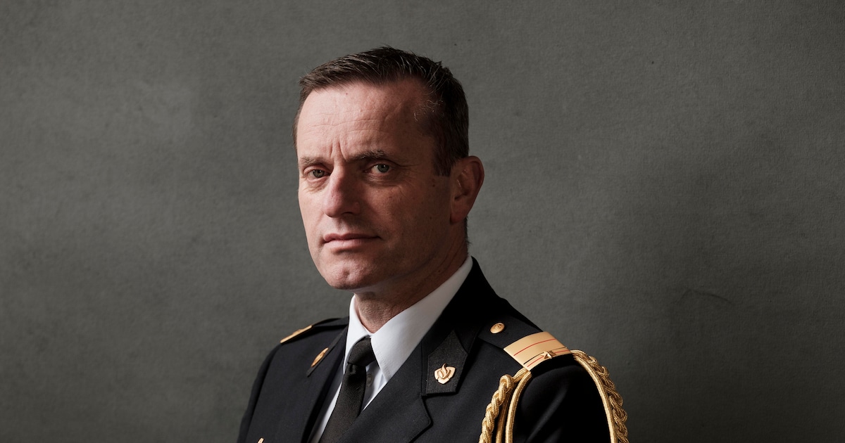 Brandweerbaas Tijs van Lieshout moet onveilige werksfeer, ziekteverzuim ...