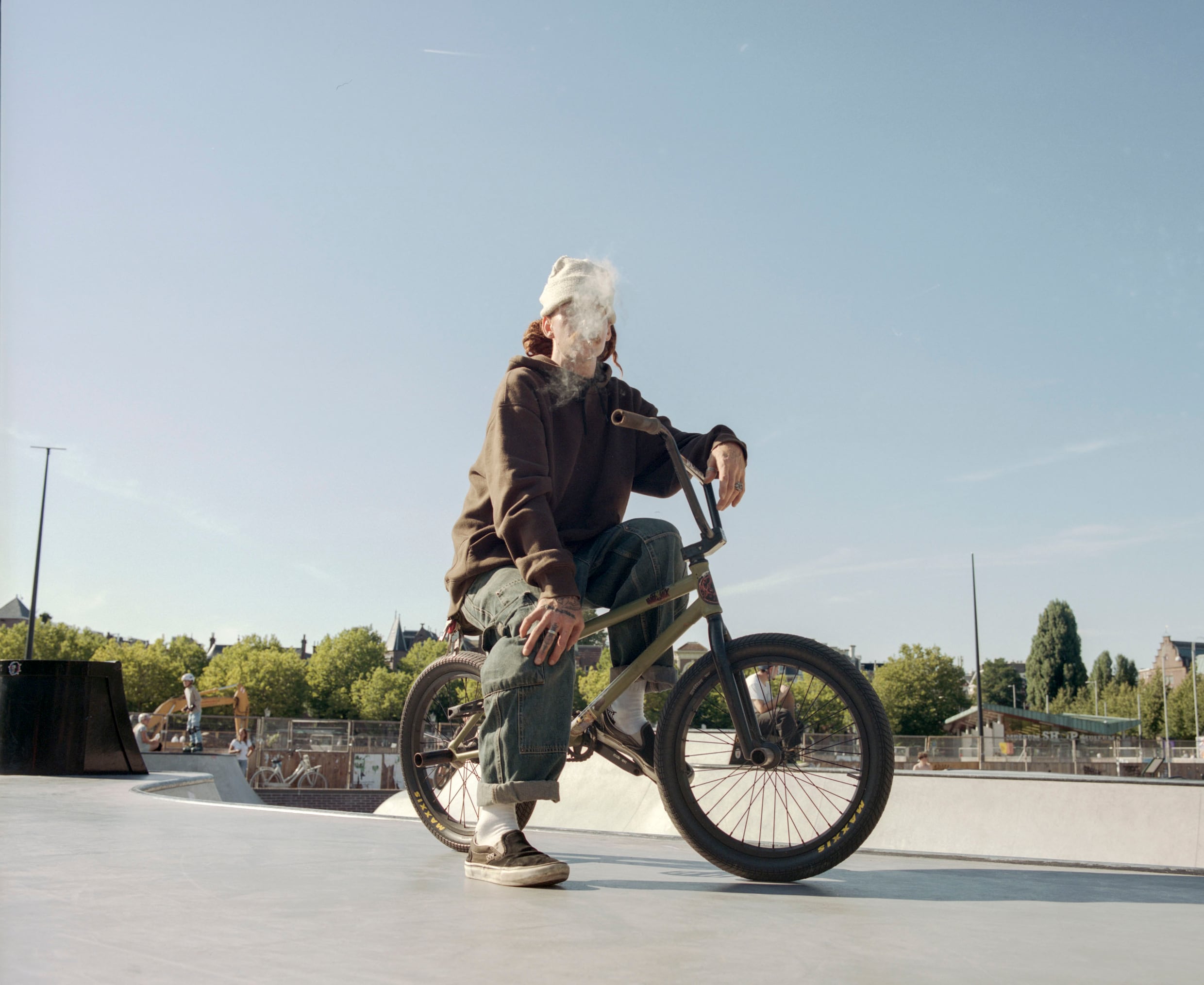 Deze jonge Amsterdammers sporten én roken: ‘Ik rook altijd direct na ...