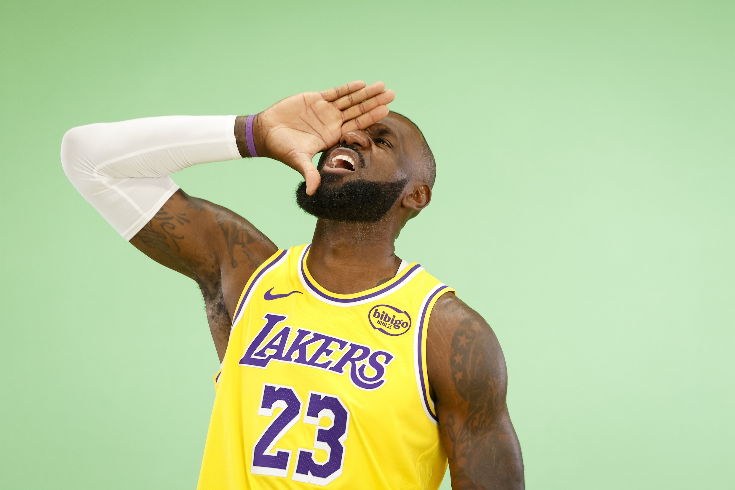 Fans LeBron James woedend: grootse aankondiging blijkt goedkope ...