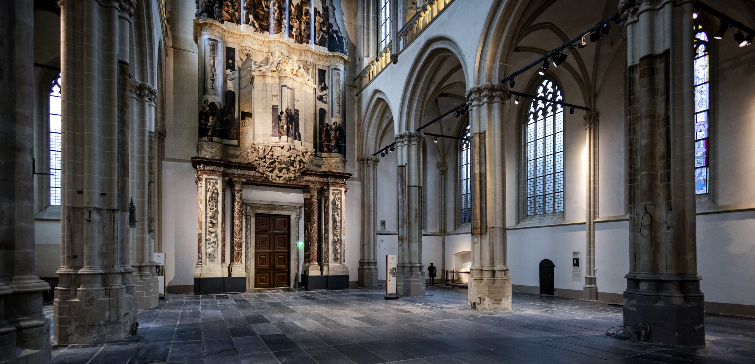 Unieke samenwerking in Nieuwe Kerk: Amerikaanse house-dj en Amsterdams ...