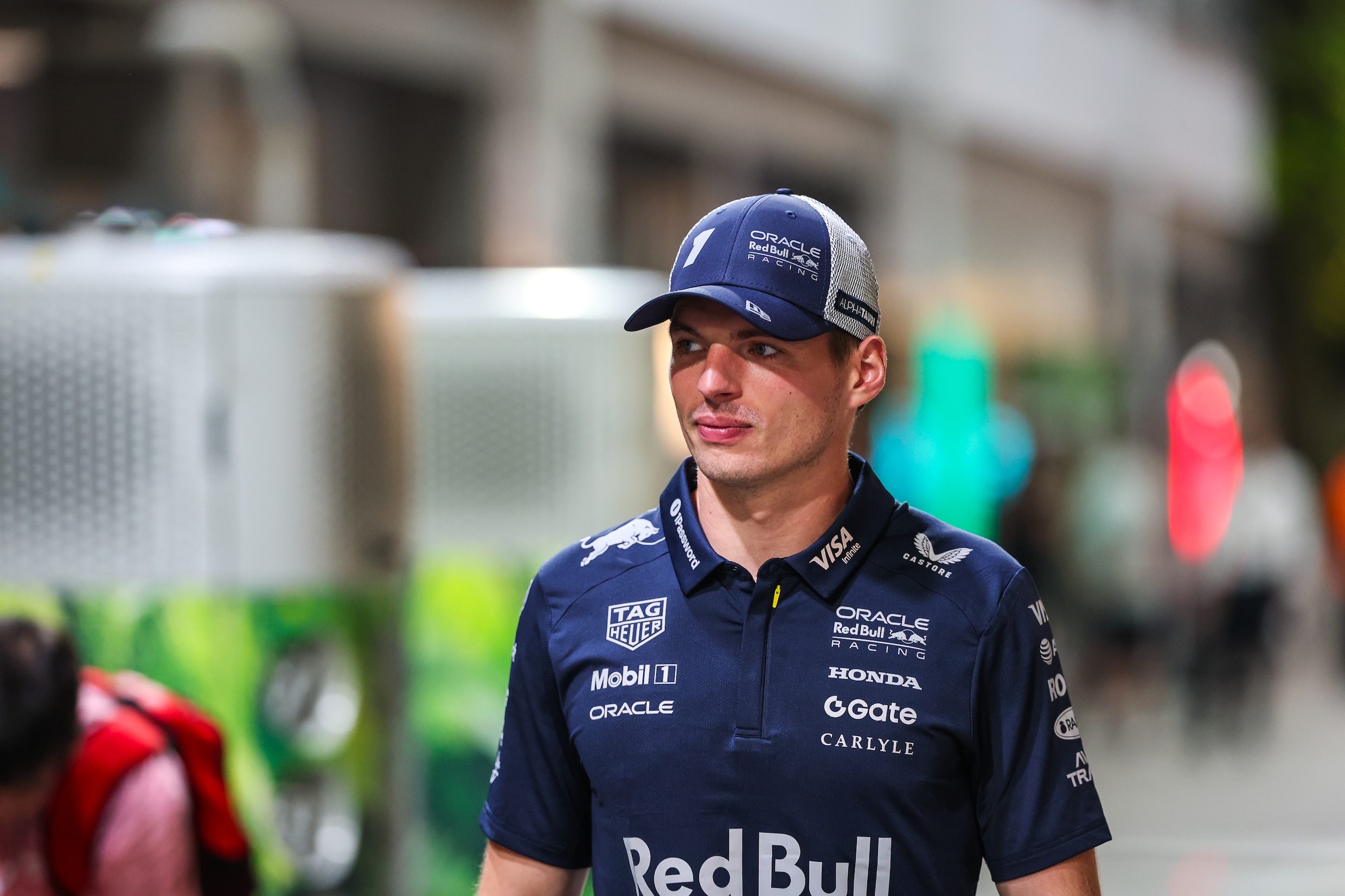 Opgeleefde Max Verstappen staat voor grote uitdaging in snikheet ...