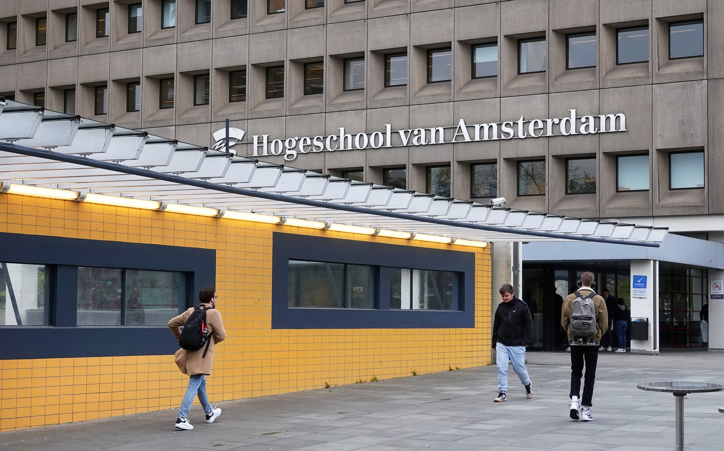 Vanaf komend studiejaar kun je aan de HvA via een minor reservist ...