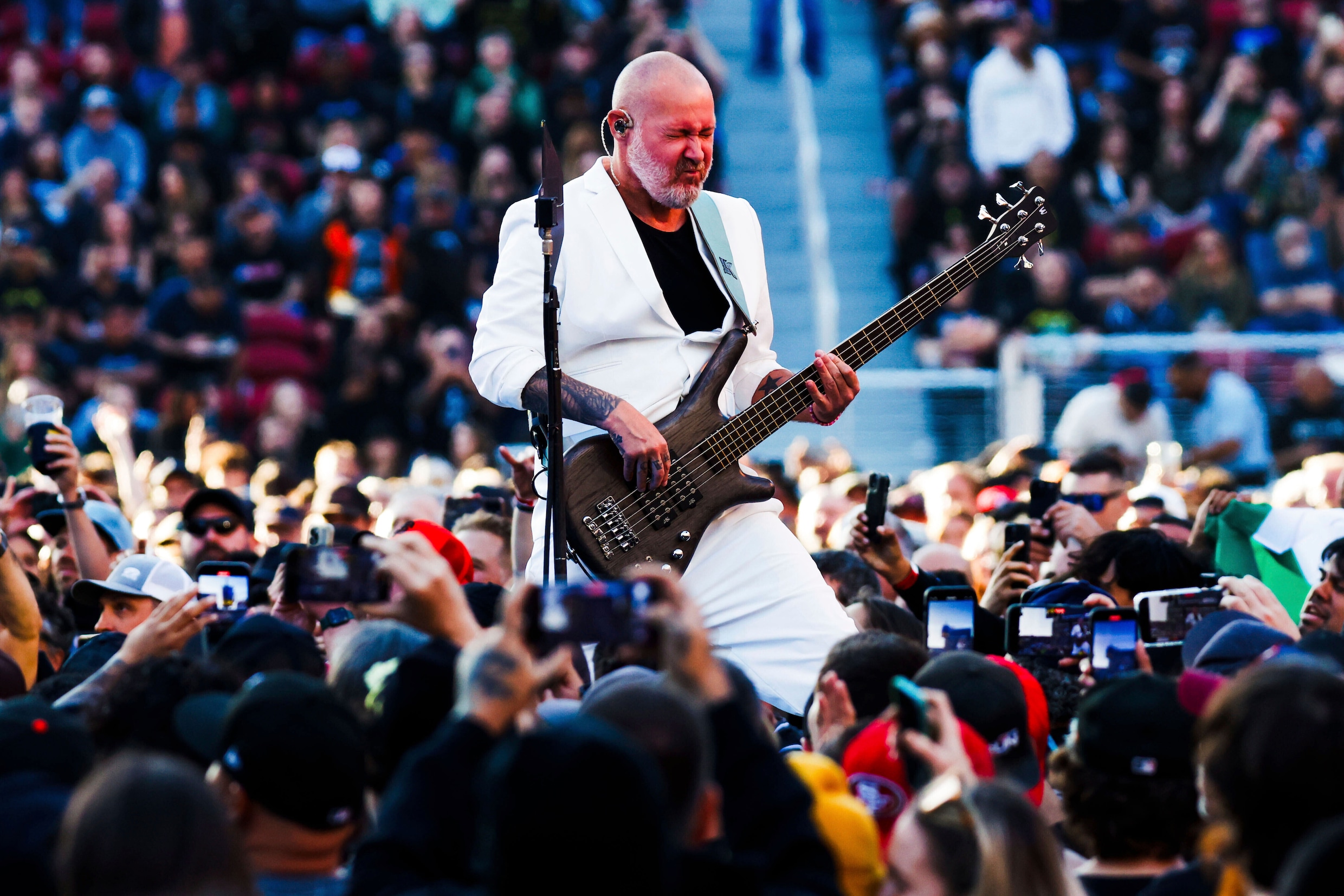 Sam Rivers (48), iconische bassist van Limp Bizkit, onverwachts ...