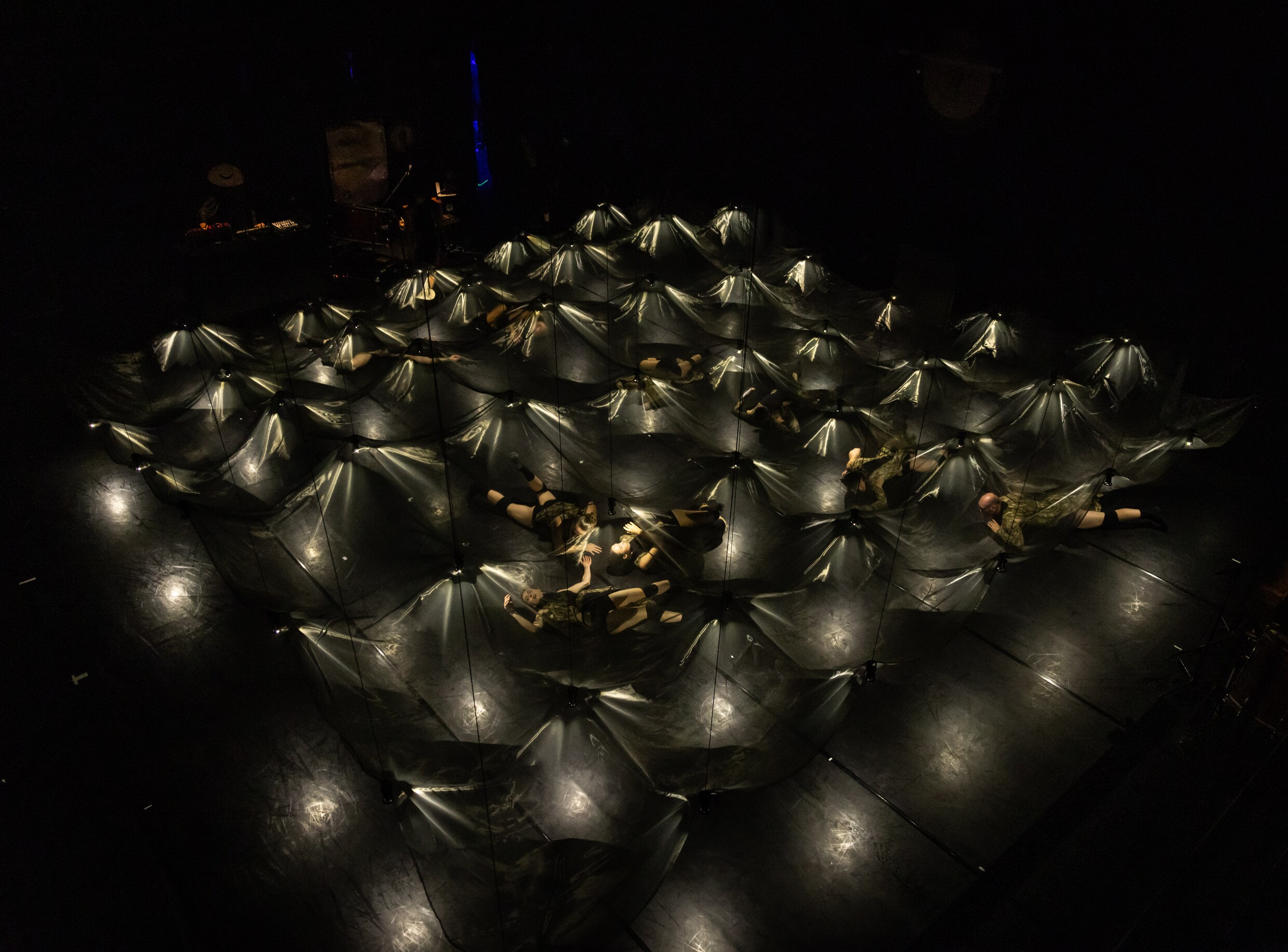 In dansvoorstelling Bad Nature krijgt technologie een ziel: ‘De ...