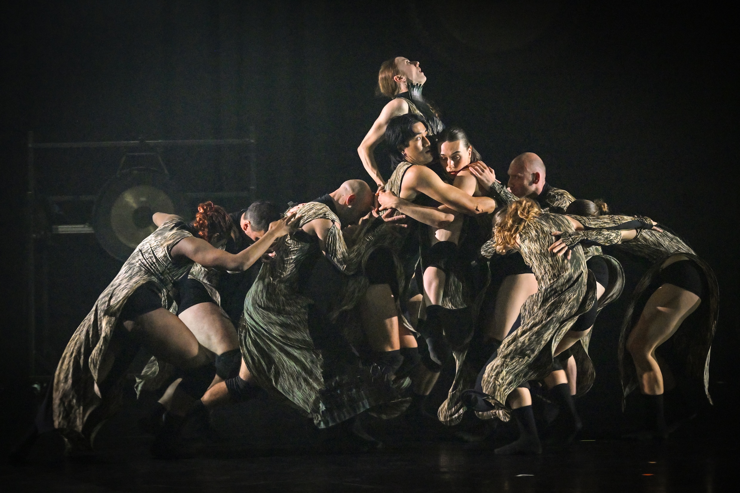 In dansvoorstelling Bad Nature krijgt technologie een ziel: ‘De digitale simulatie van de natuur ...