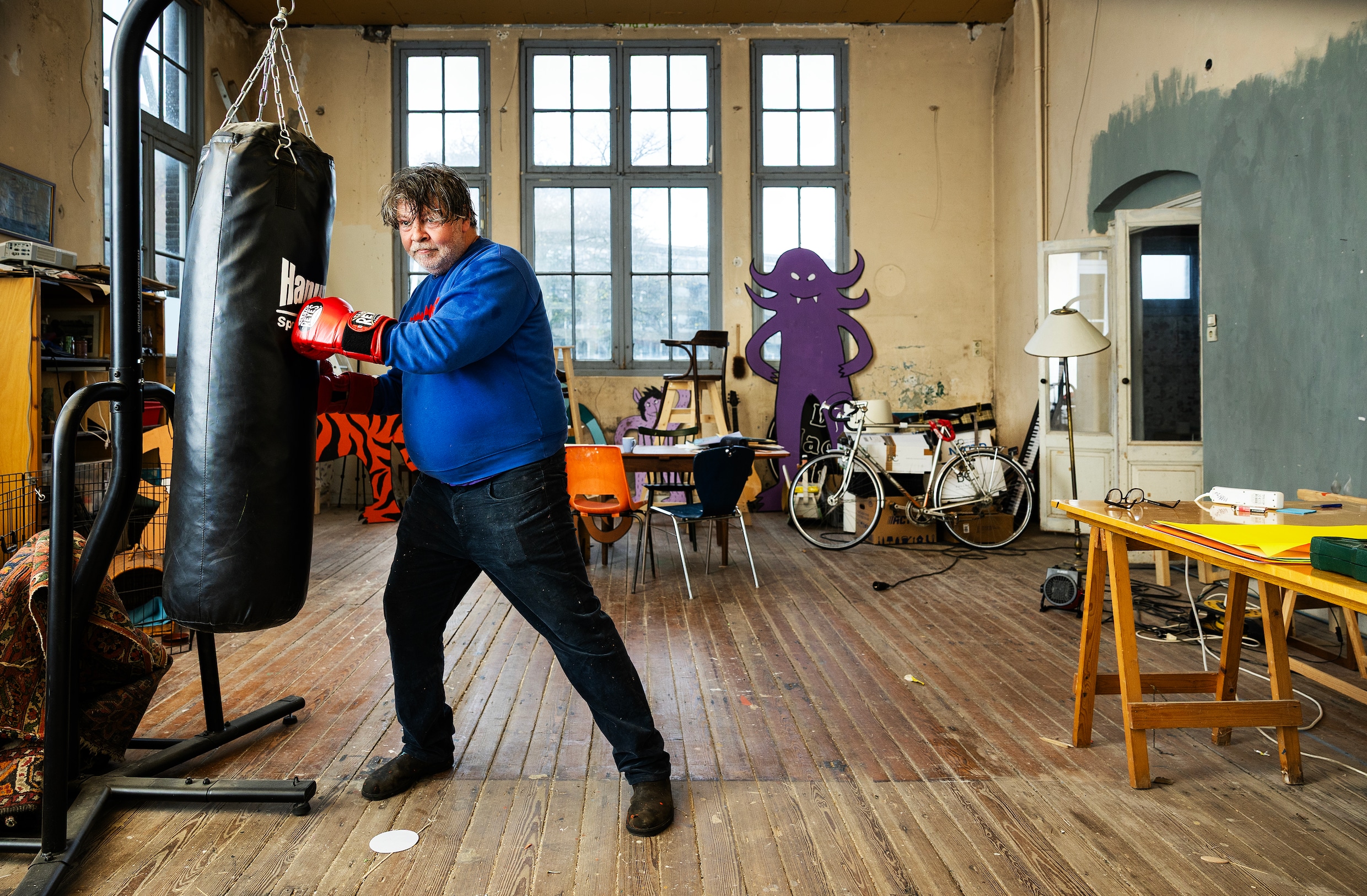 Op zaterdag drinkt Danielle Faas (53) koffie met hondenbezitters uit de ...