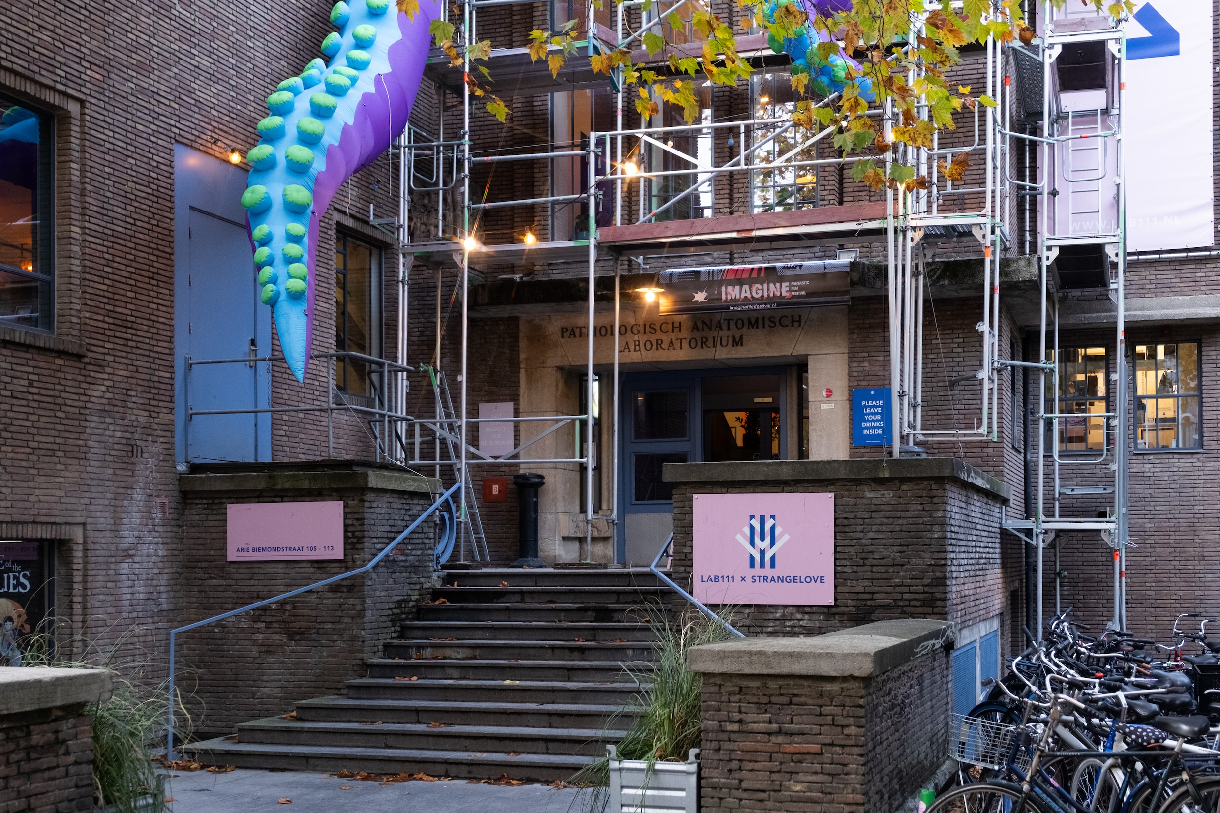 Het Amsterdam van programmamaker Stijn de Vries (27): ‘Bij Laan ...