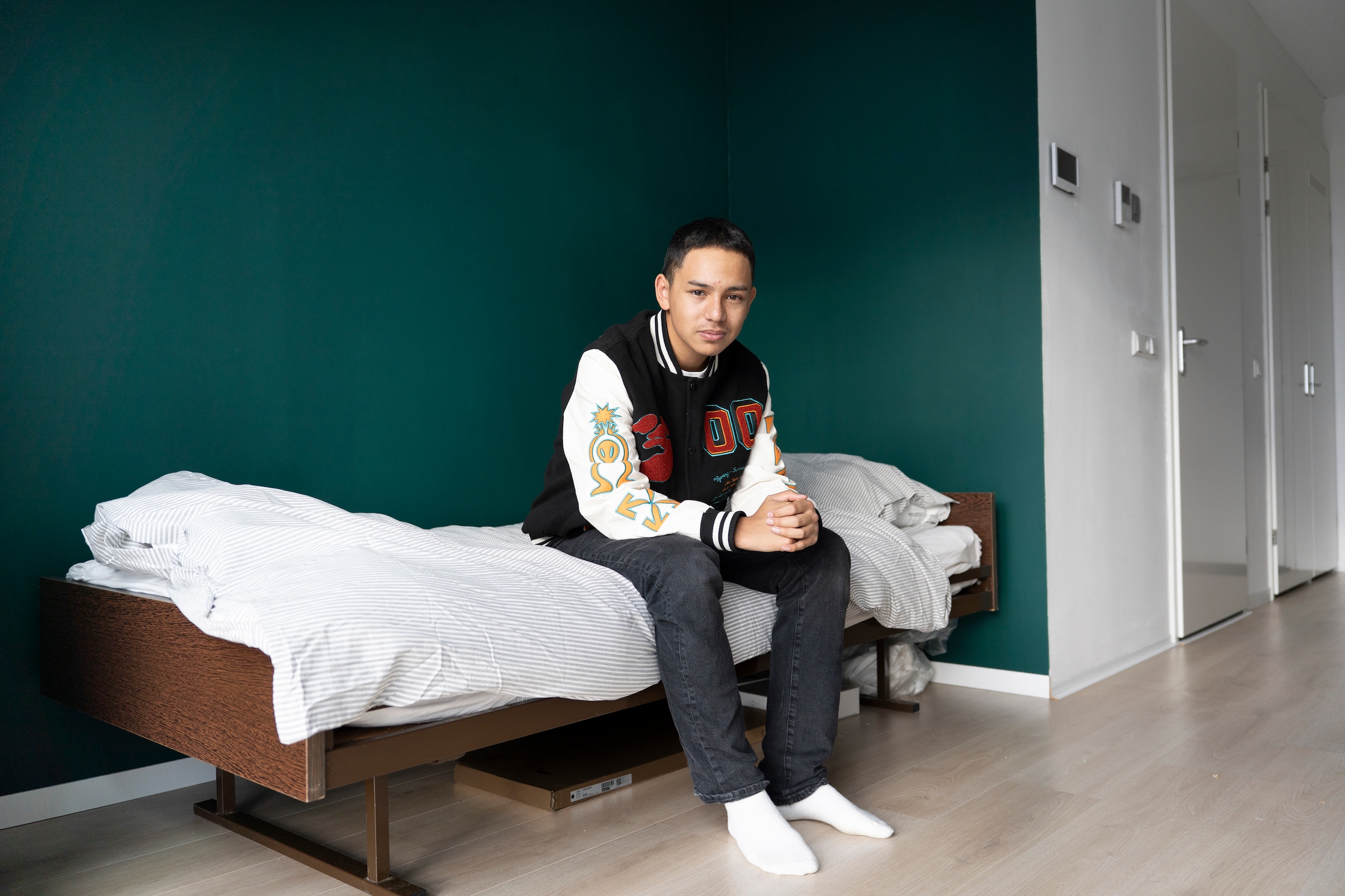 Studenten in Amsterdam doen alles om een kamer te vinden: ‘Vreselijk ...