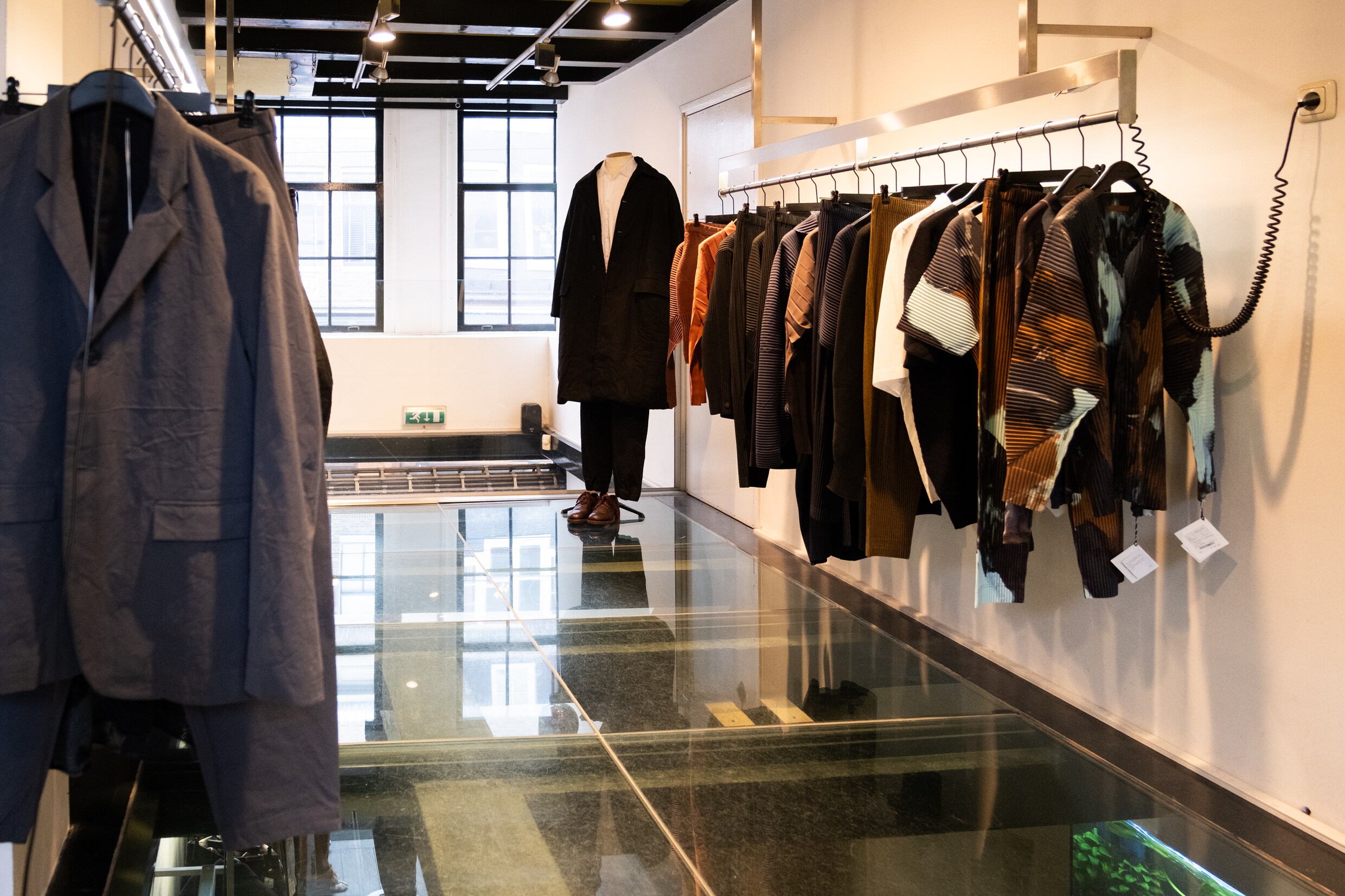 Het Amsterdam van rapper Milolaathetlukken: ‘Kapper Marleen is de enige ...