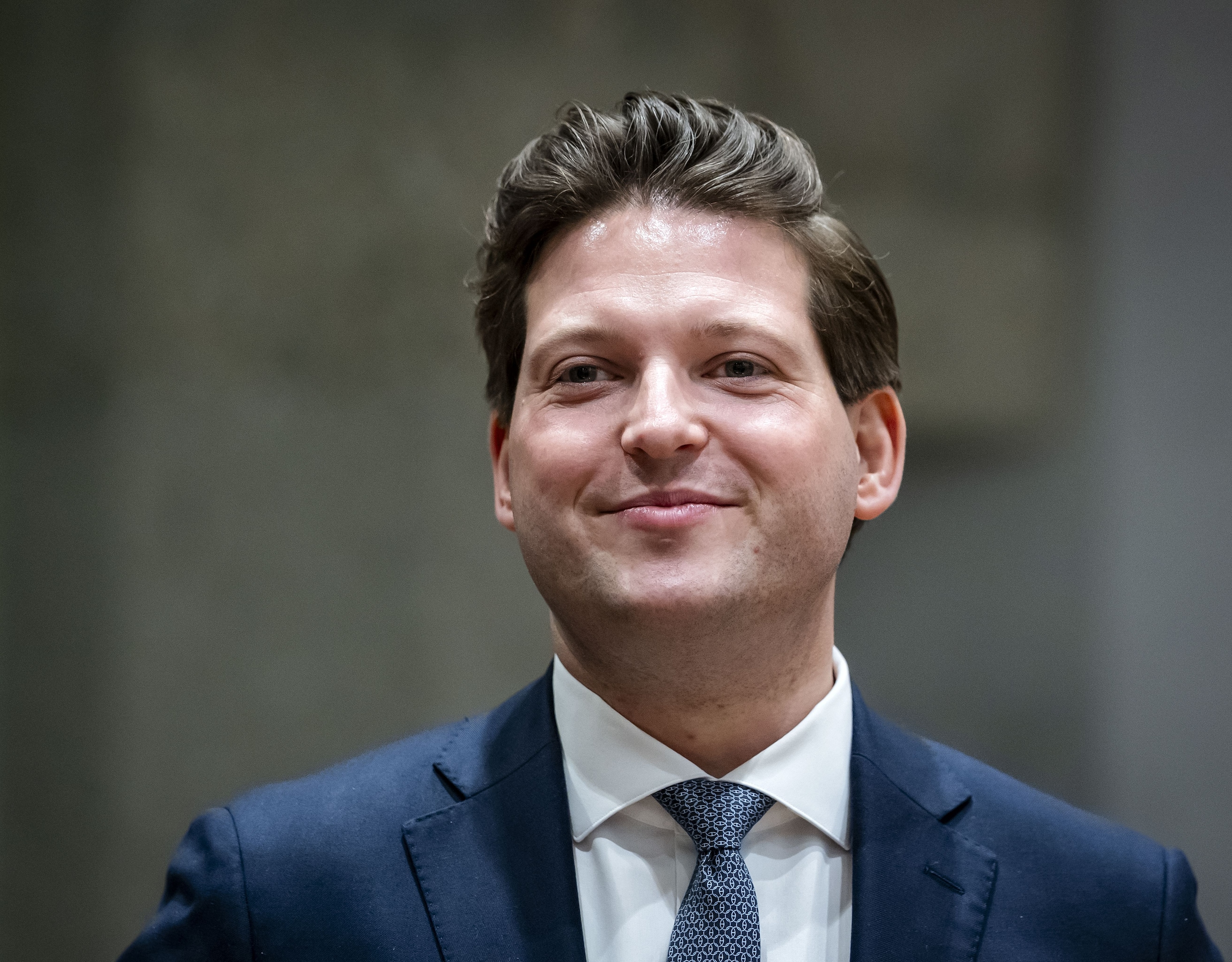 VVD’er Thom van Campen (35) verkozen tot voorzitter Tweede Kamer ...