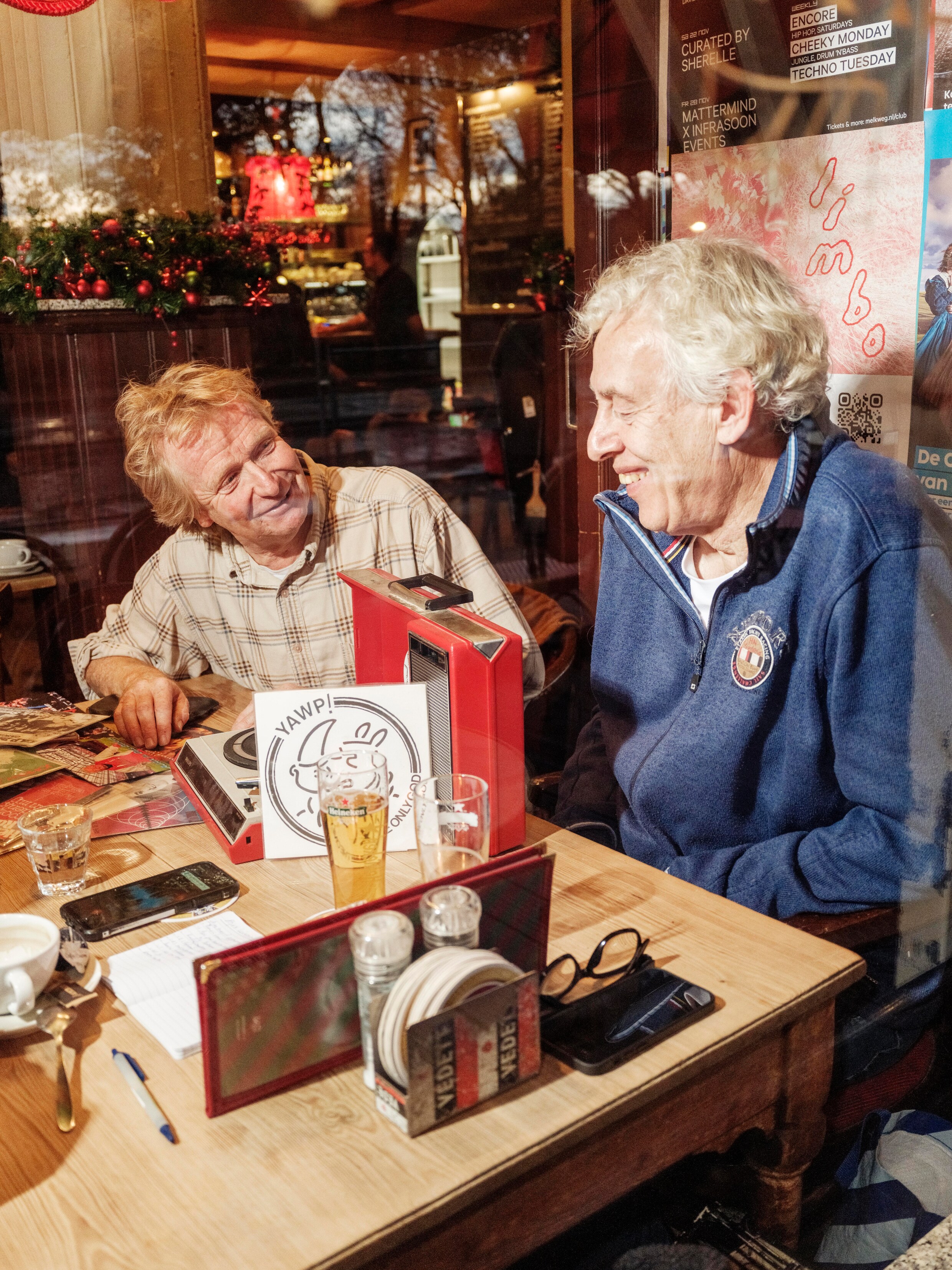 Een hardnekkig misverstand over ‘Hand in hand kameraden’: ‘‘Dat lied heeft Feyenoord van ons ...