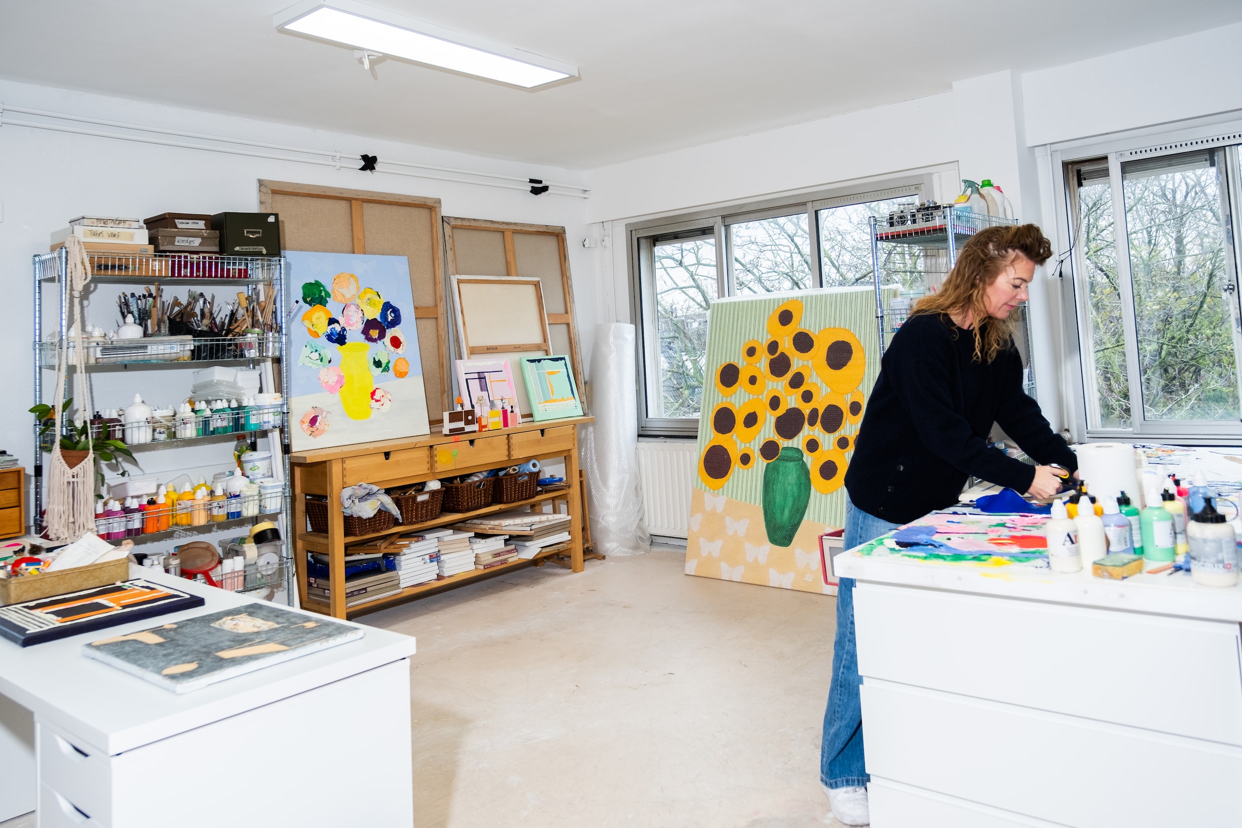 In de 104 ateliers van Broedplaats Sup werken meer dan honderd ...