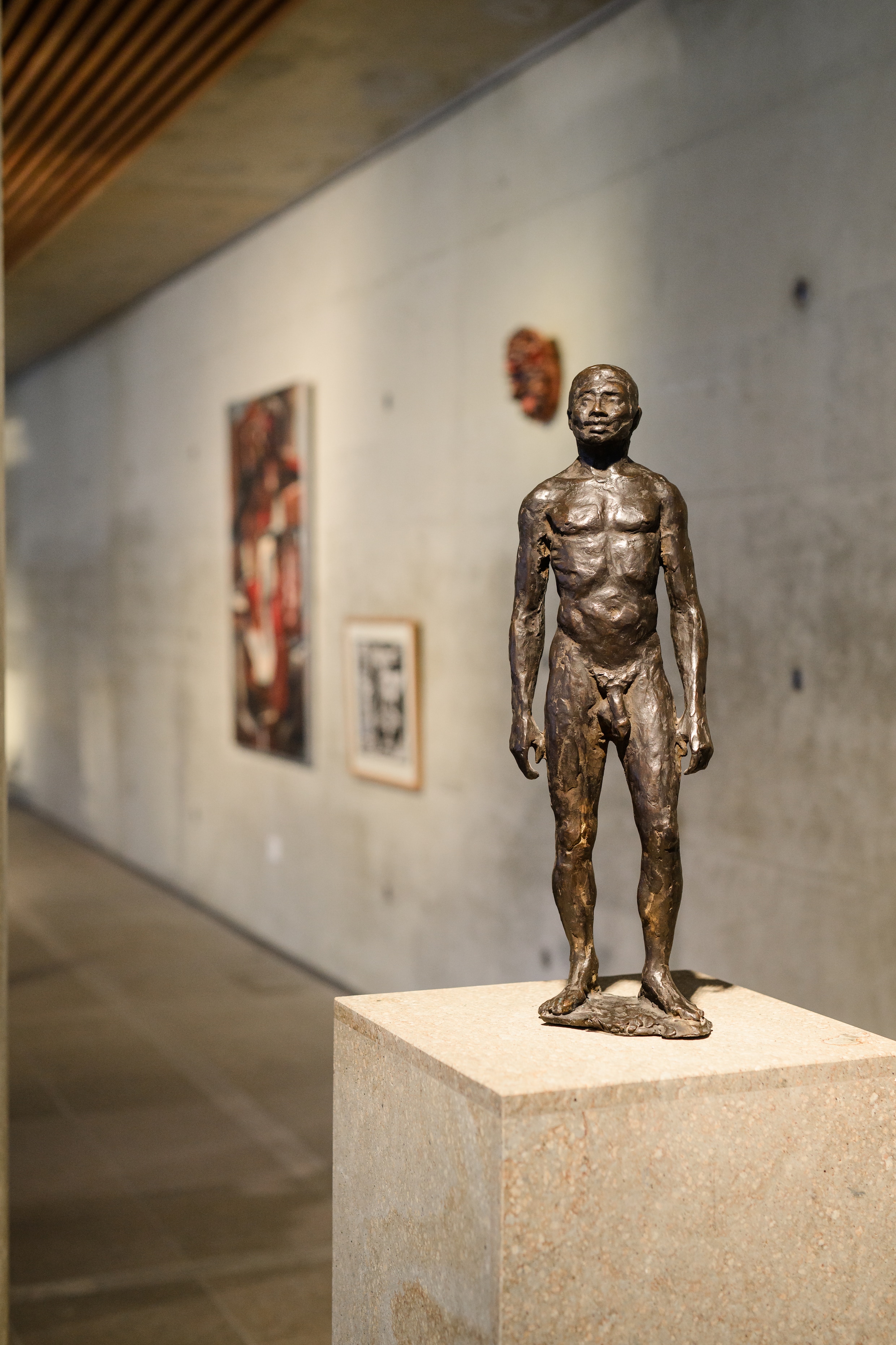 Wie was Erwin de Vries, de maker van het Nationaal Monument ...