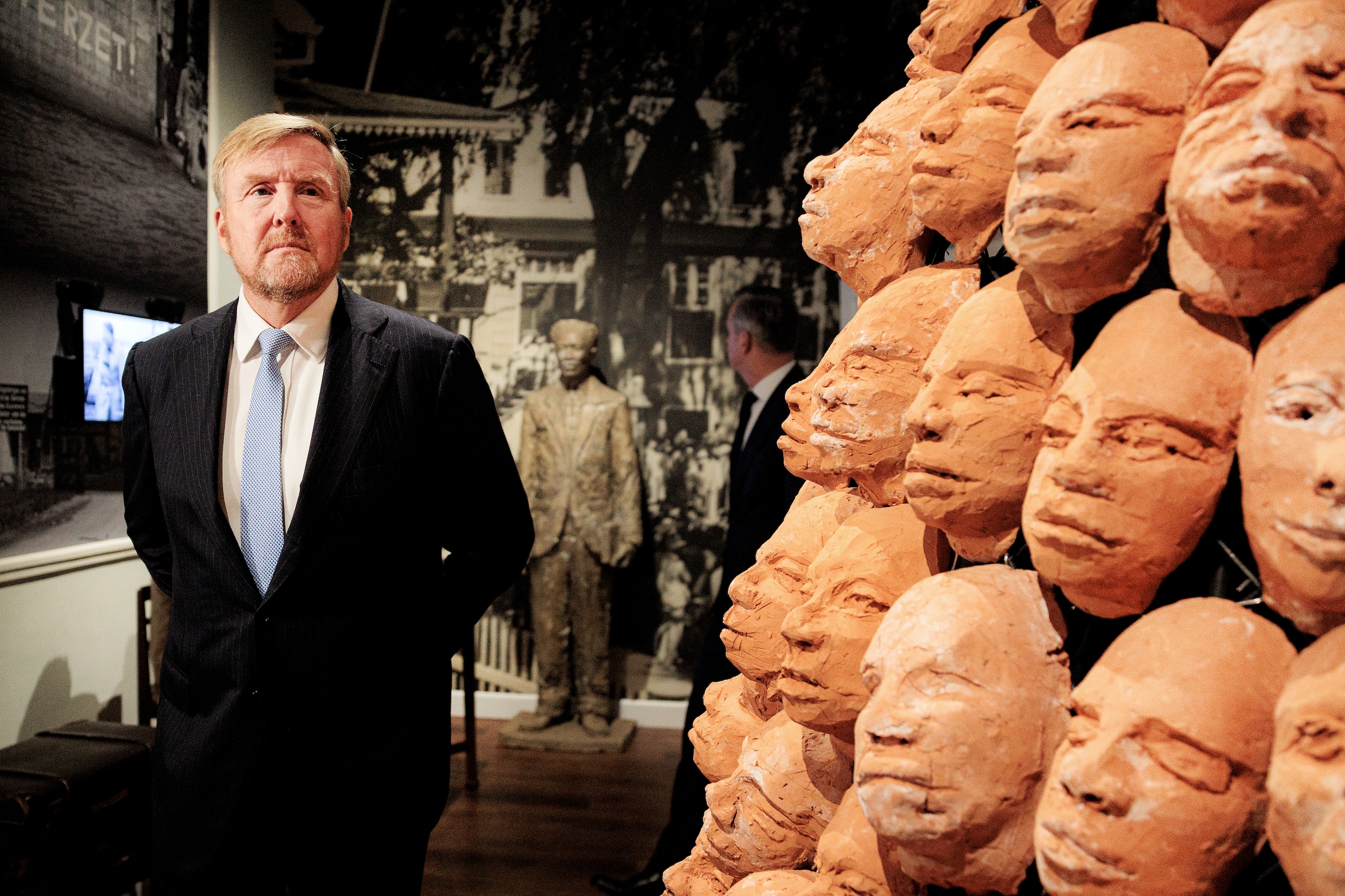 Koning opent Suriname Museum in Amsterdam-Oost, ook Halsema spreekt ...