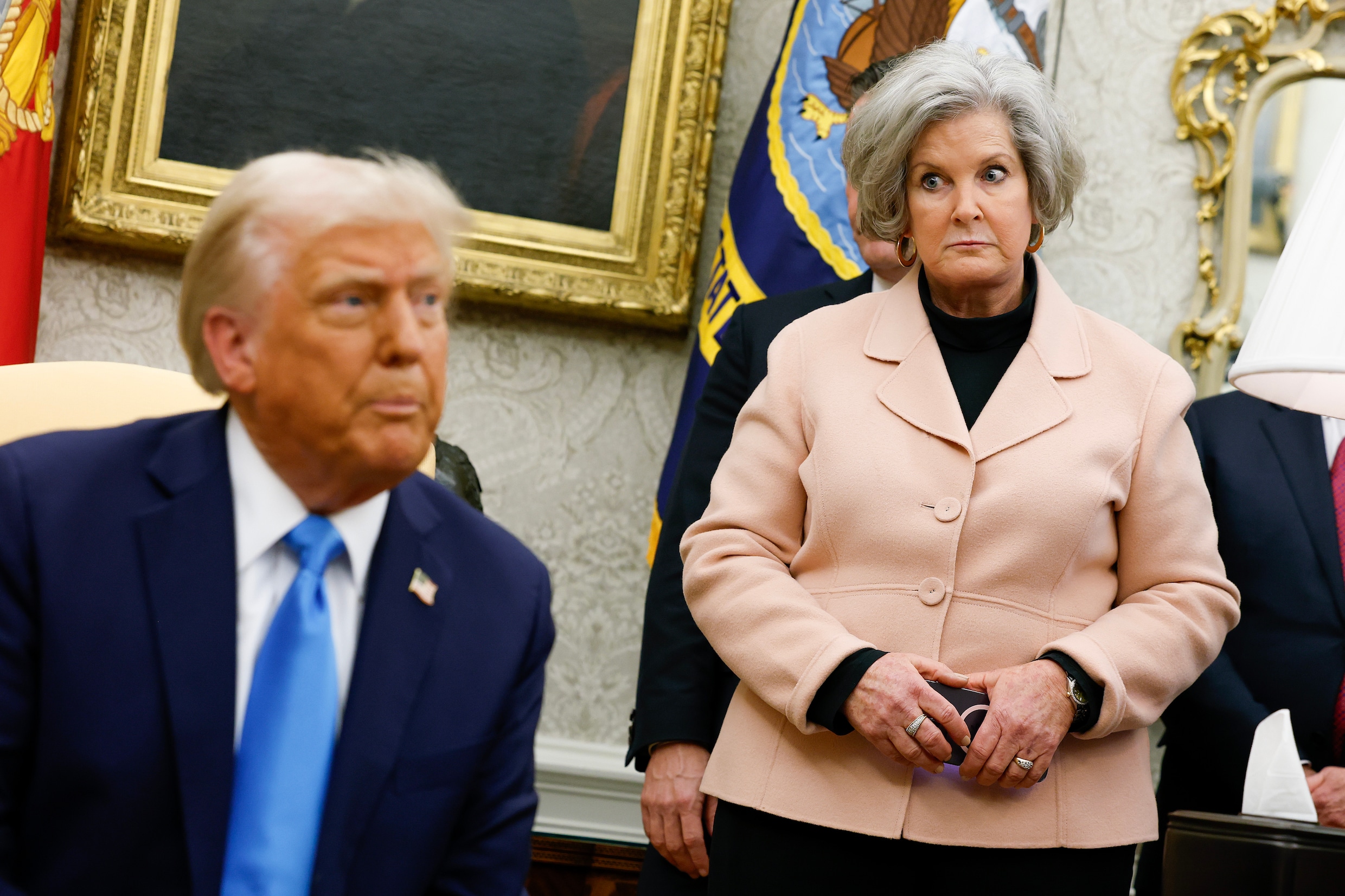 Trump drinkt geen druppel, maar gedraagt zich als een alcoholist, zegt ...