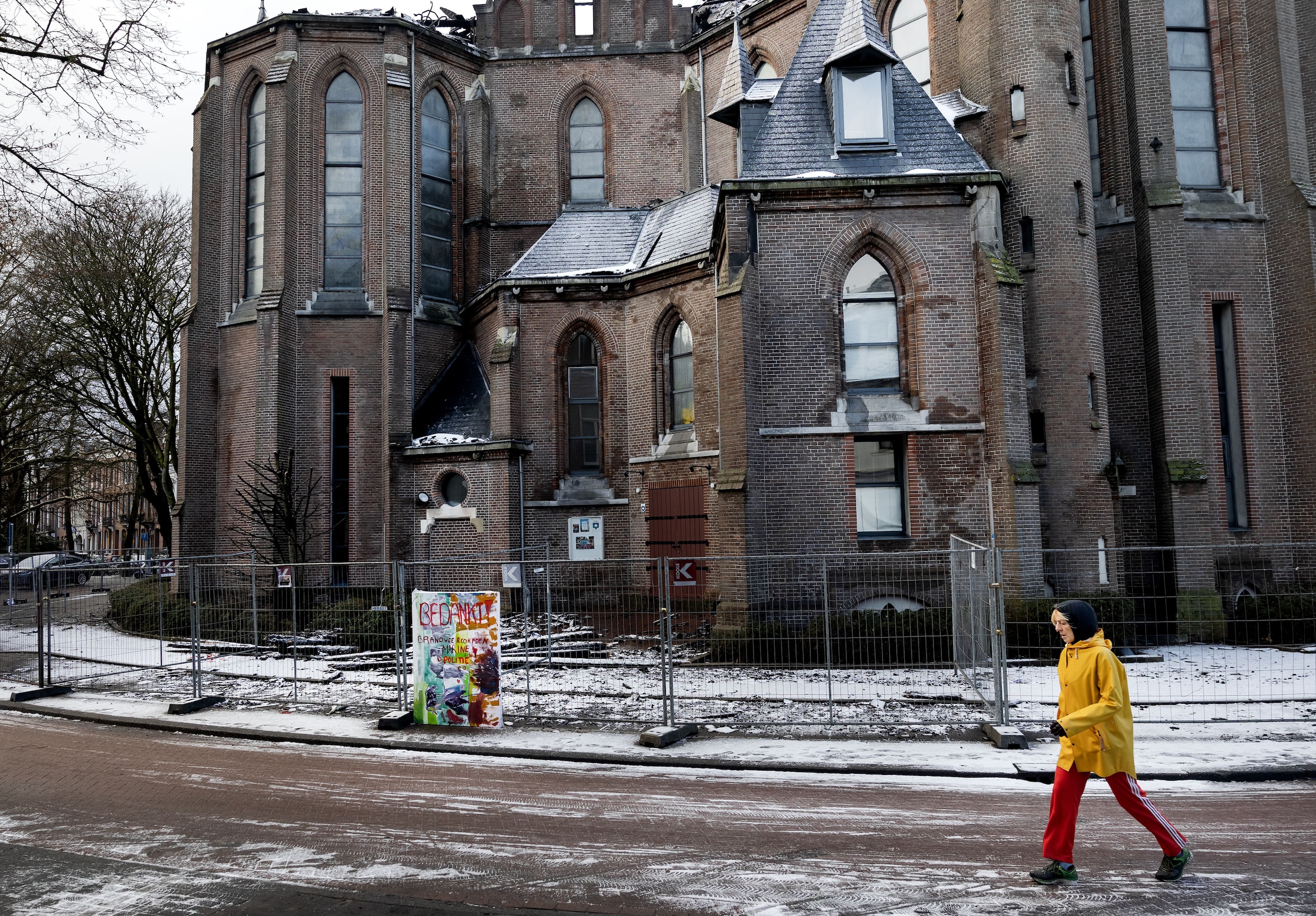 Opinie: ‘Vergelijkingen van de Vondelkerk met de Notre-Dame zijn ...