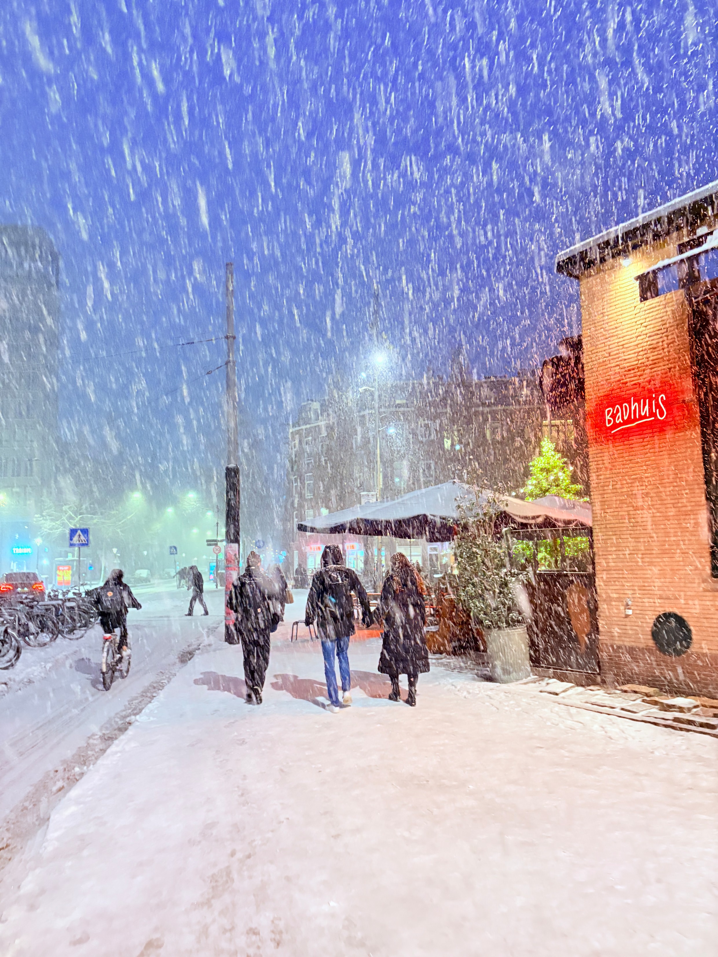 In beeld: de mooiste lezersfoto’s van besneeuwd Amsterdam | Het Parool