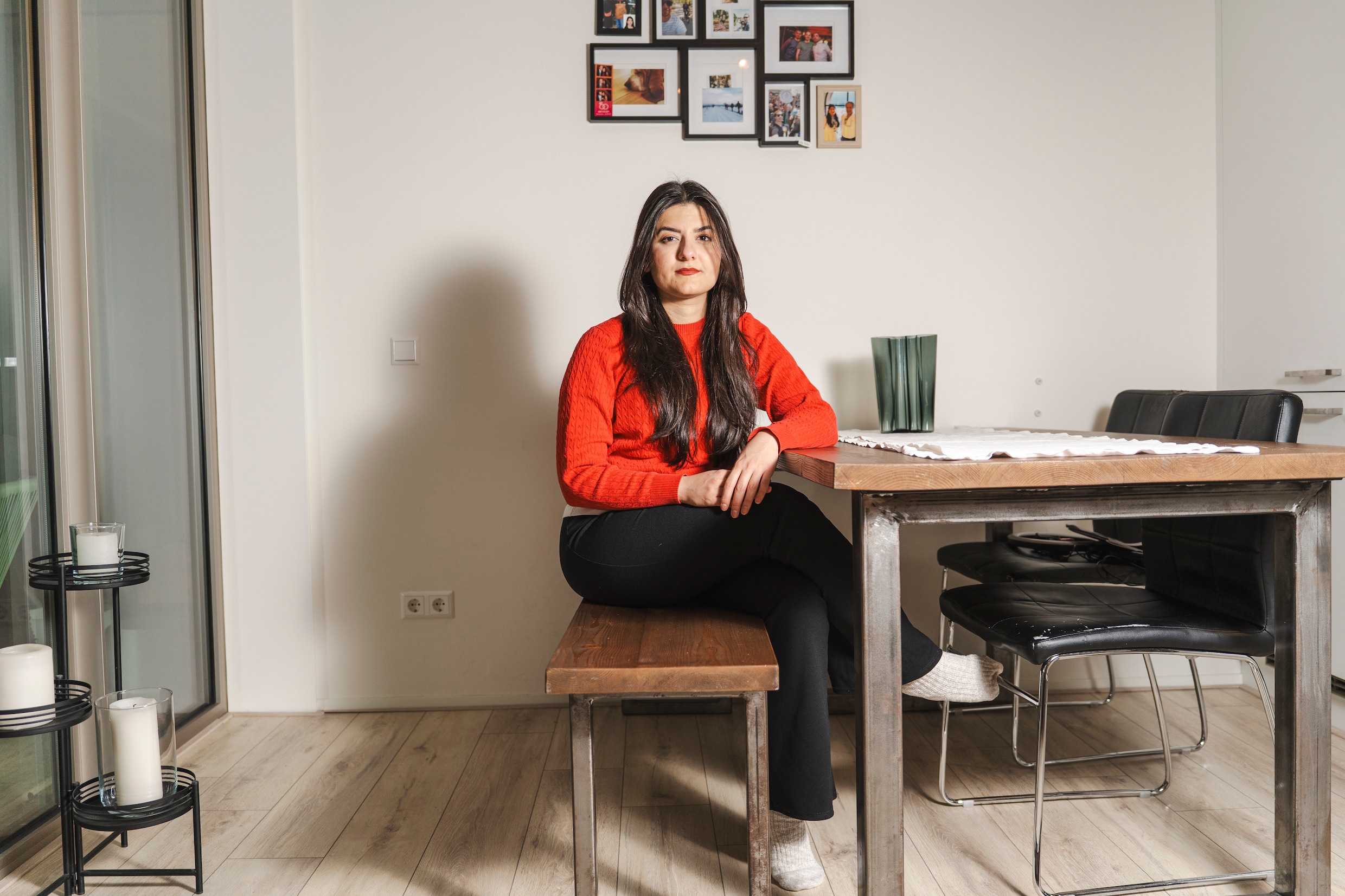 Iraniërs in Amsterdam zijn hoopvol én bang: ‘Er is geen internet, ik ...
