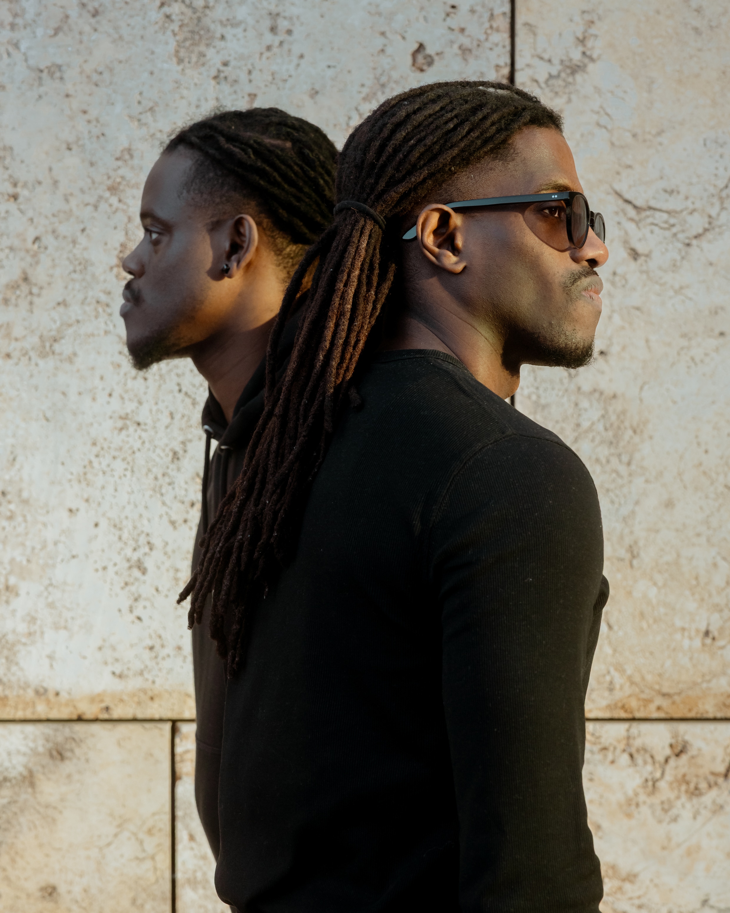 Tweeling Denzel en Stevland (31) uit Zuidoost organiseert praatgroepen ...