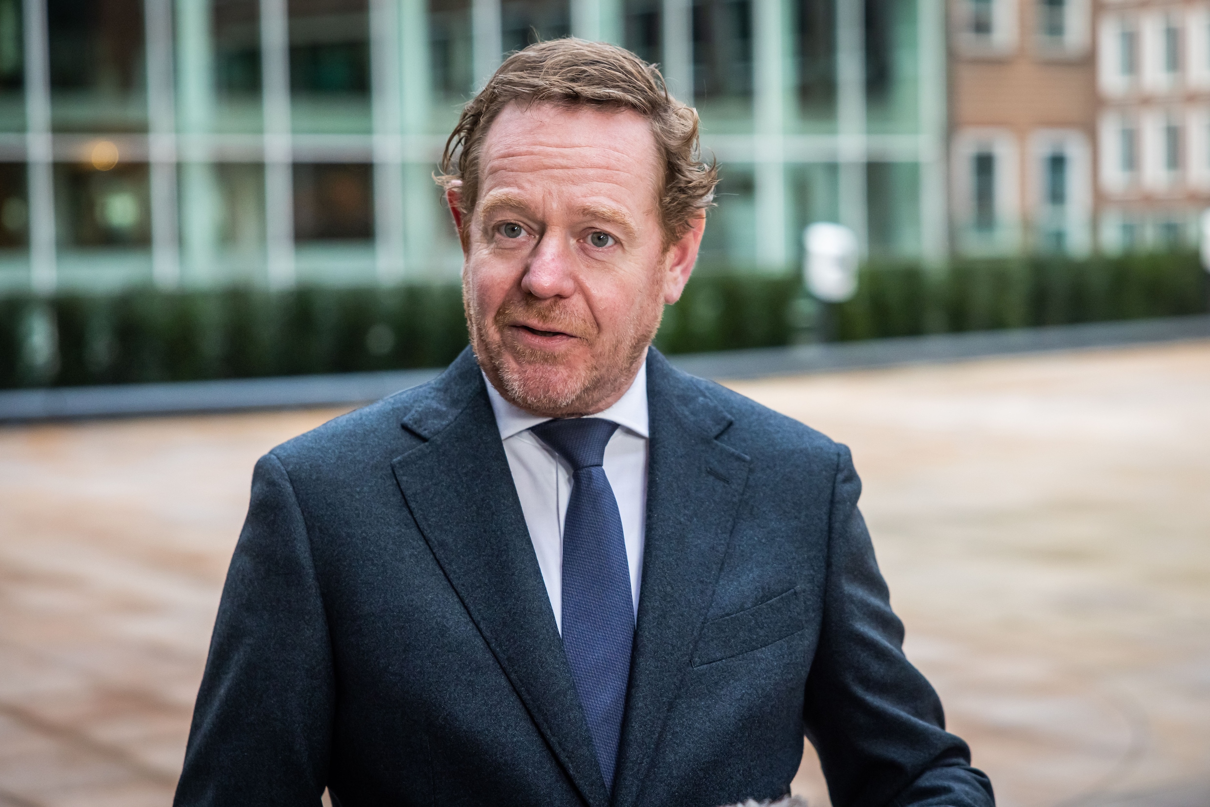 Minister Van Weel over ‘belachelijke’ importheffingen Trump: ‘Dit is ...