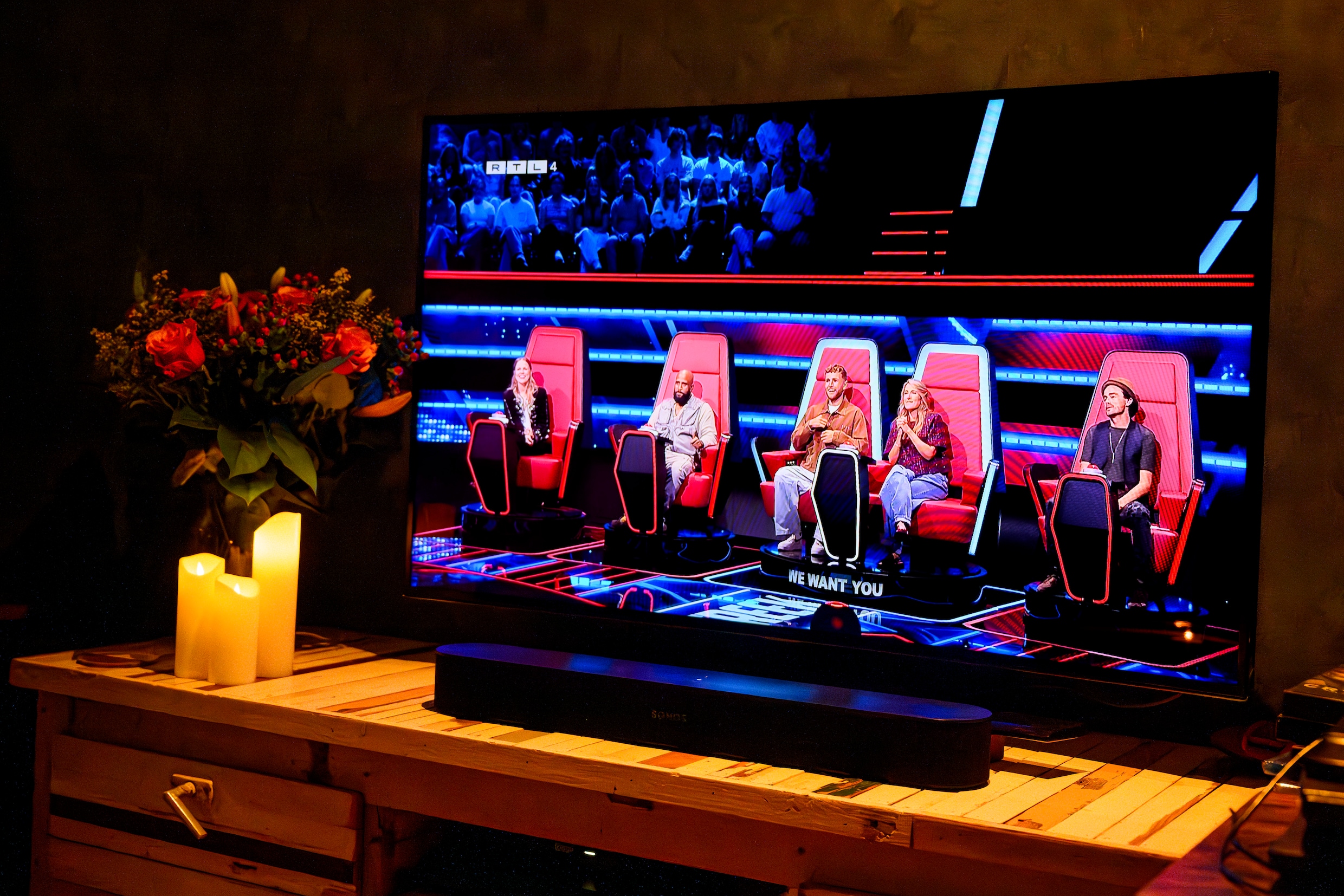 Veelzeggend dat het uit de kinderopvang bekende vierogenprincipe is ...