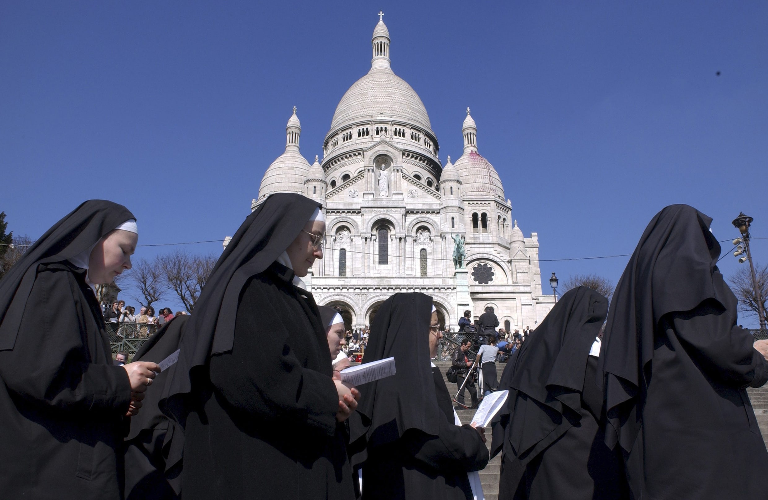 ‘Ze zocht bij iedereen naar hun kwetsbaarheden’: nonnen Sacré-Coeur in ...