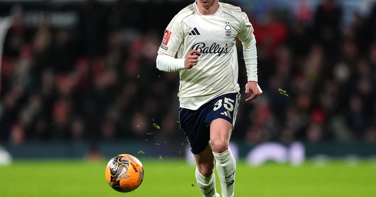 Ajax gaat zich versterken met ervaren linkspoot Oleksandr Zinchenko (29 ...