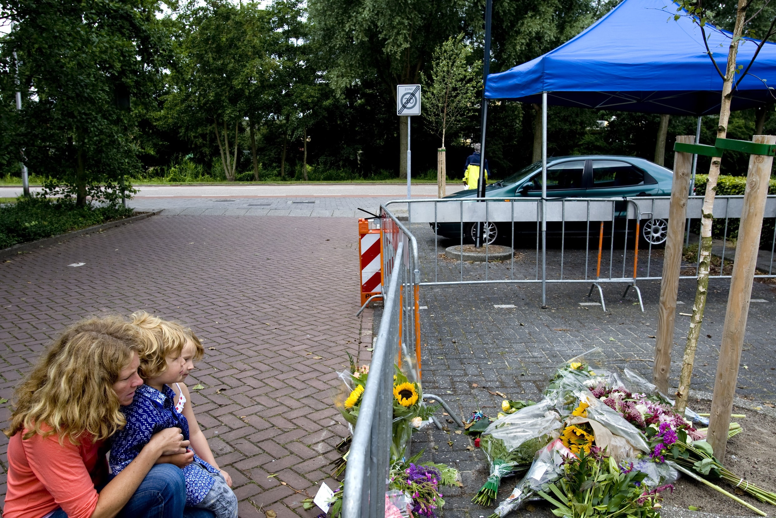 Deze vier Amsterdamse politieagenten werden tijdens hun werk vermoord ...