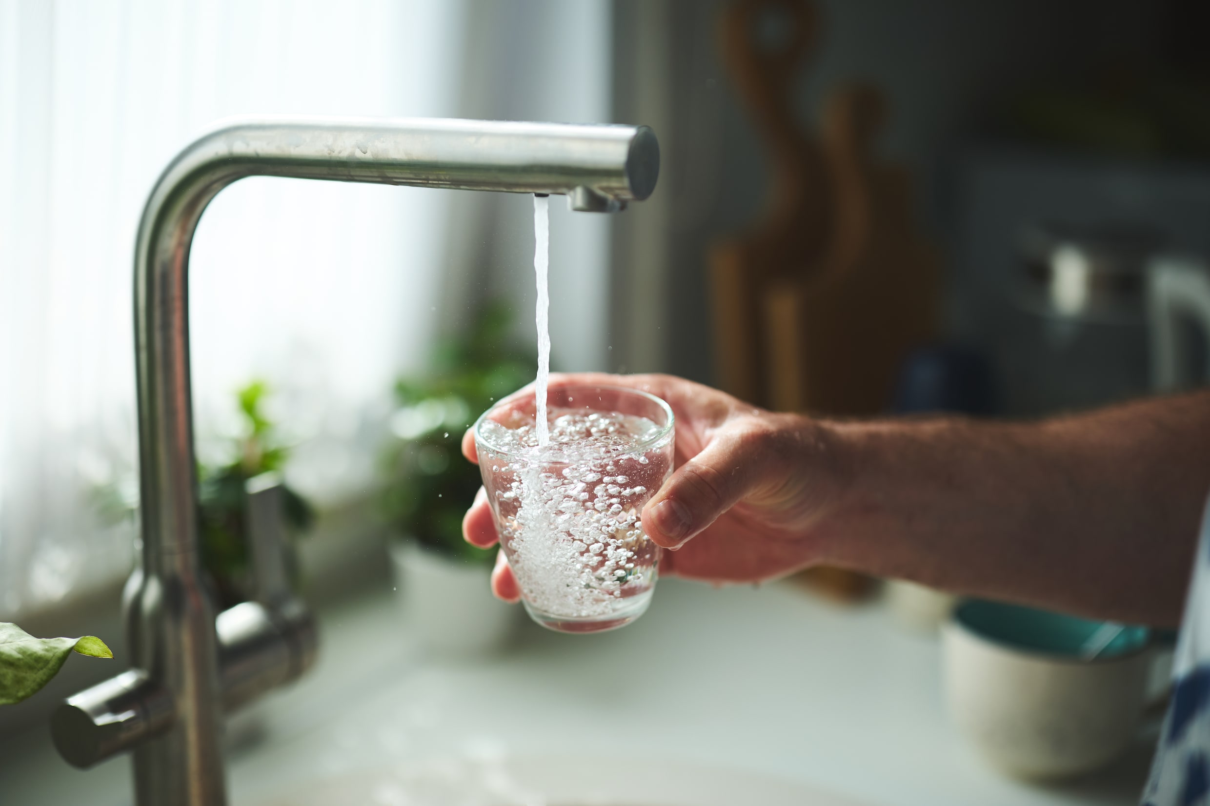 Kookadvies om poepbacterie in drinkwater Amsterdam-Zuid: ‘Sinds vrijdag ...