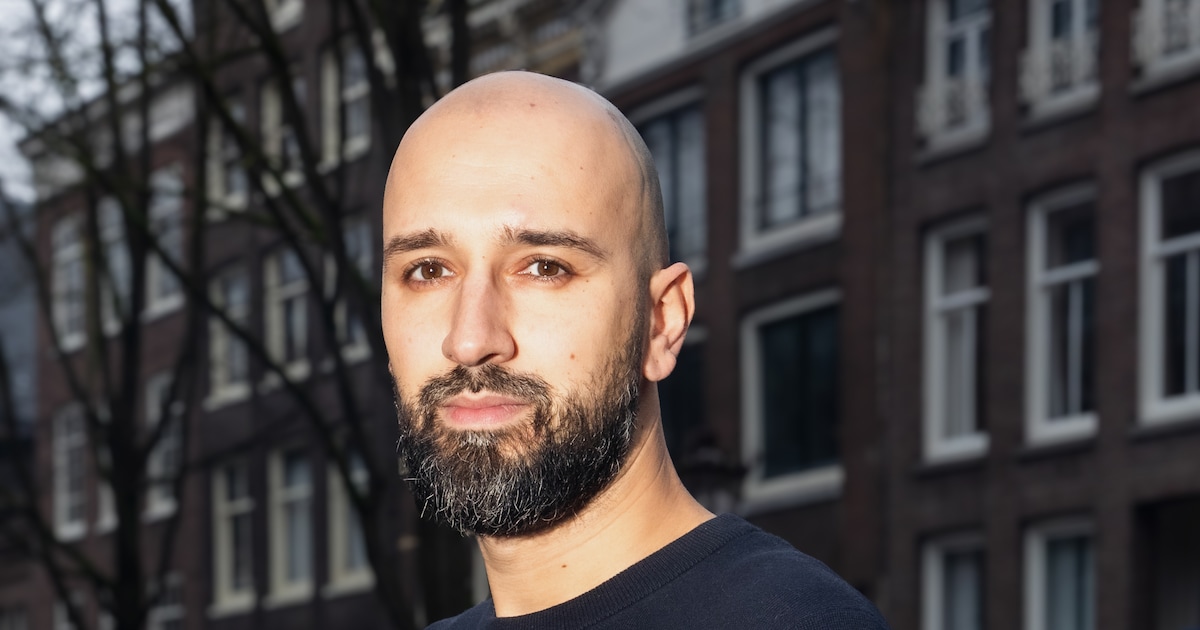 Gedesillusioneerd in de journalistiek, schreef Lotfi El Hamidi een boek ...