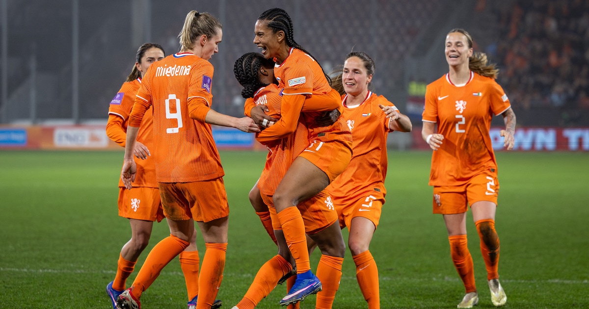 Oranje vrouwen vechten zich dankzij Lineth Beerensteyn langs gretig ...
