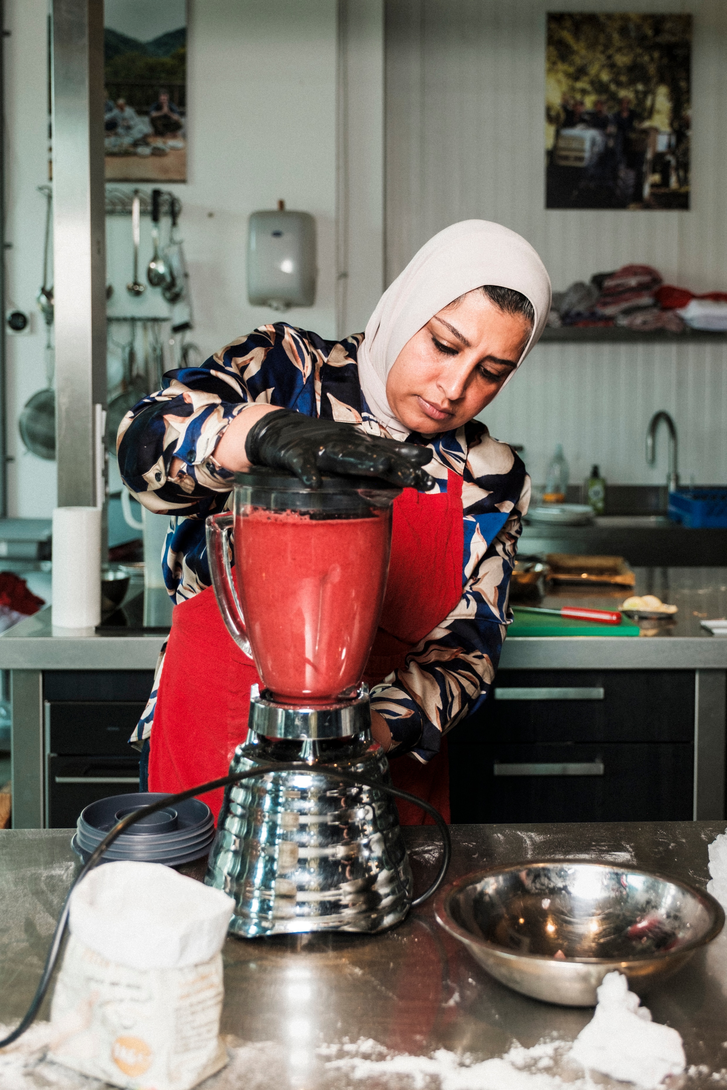 Salma (42) vluchtte uit Gaza en is nu kok in Nederland: ‘We noemen dit ...