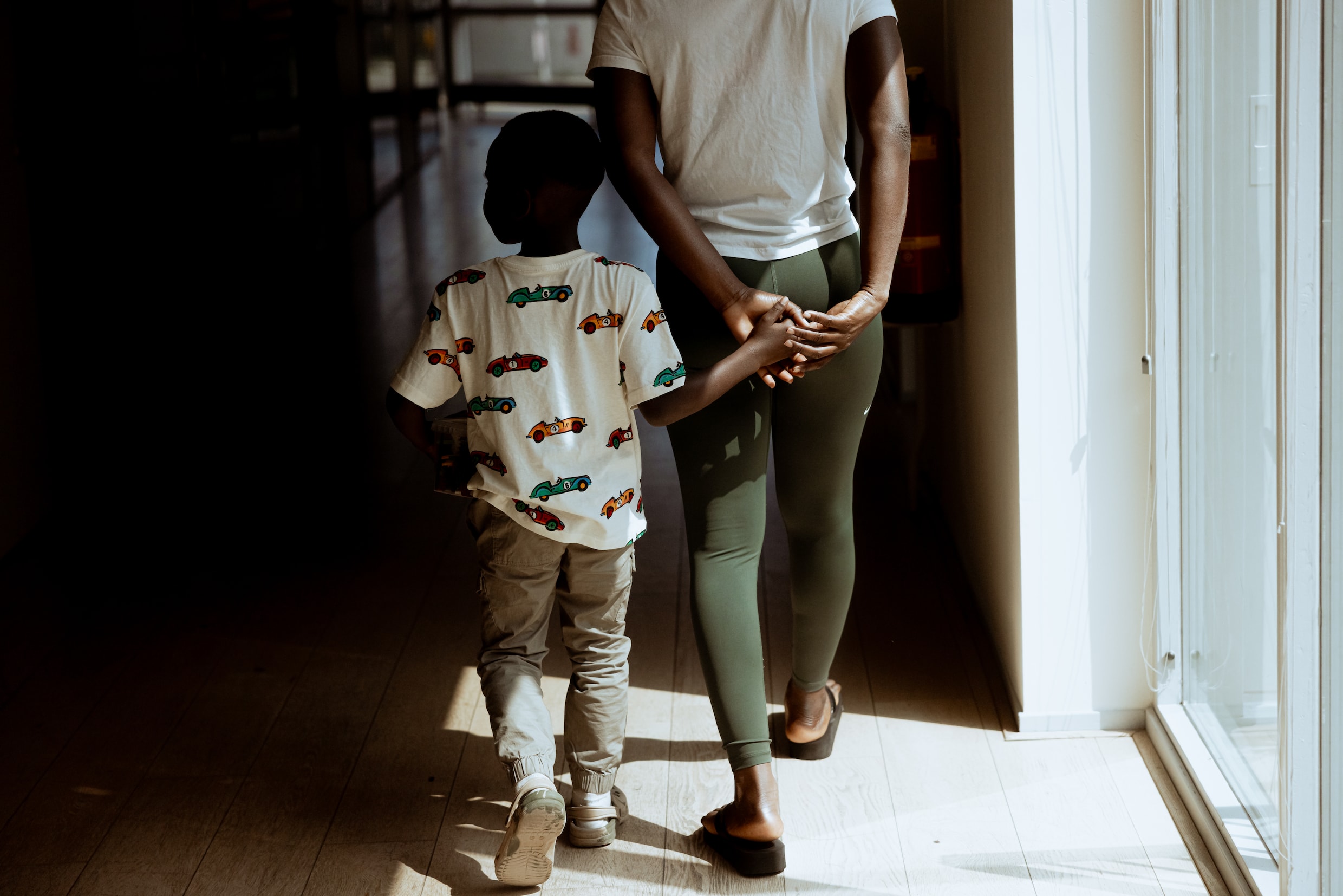 Cynthia (32) has been drifting through Amsterdam with her children for ...