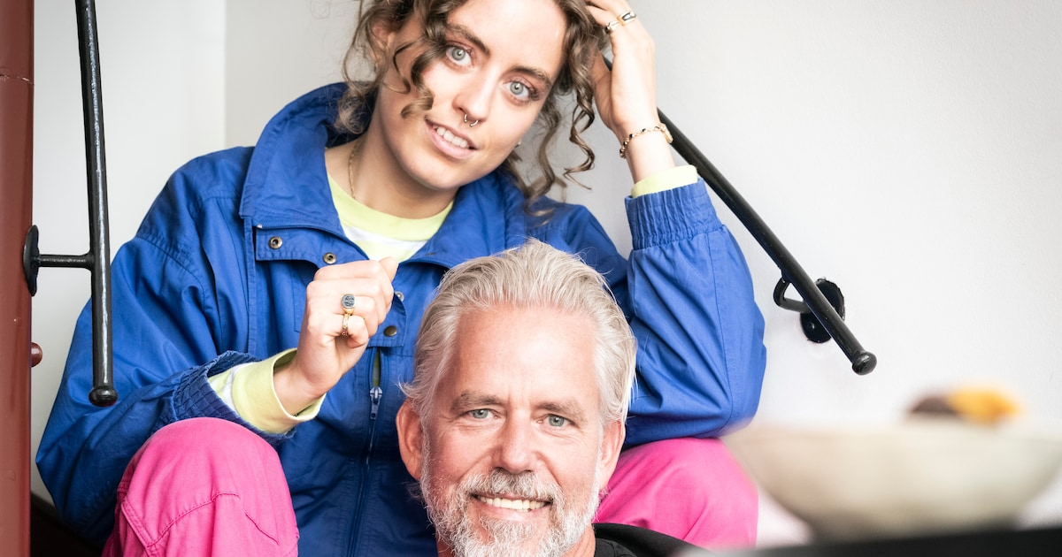 Mike (54) en Isabeau (26): ‘Ik vind het ook weleens lastig dat ze zo’n ...