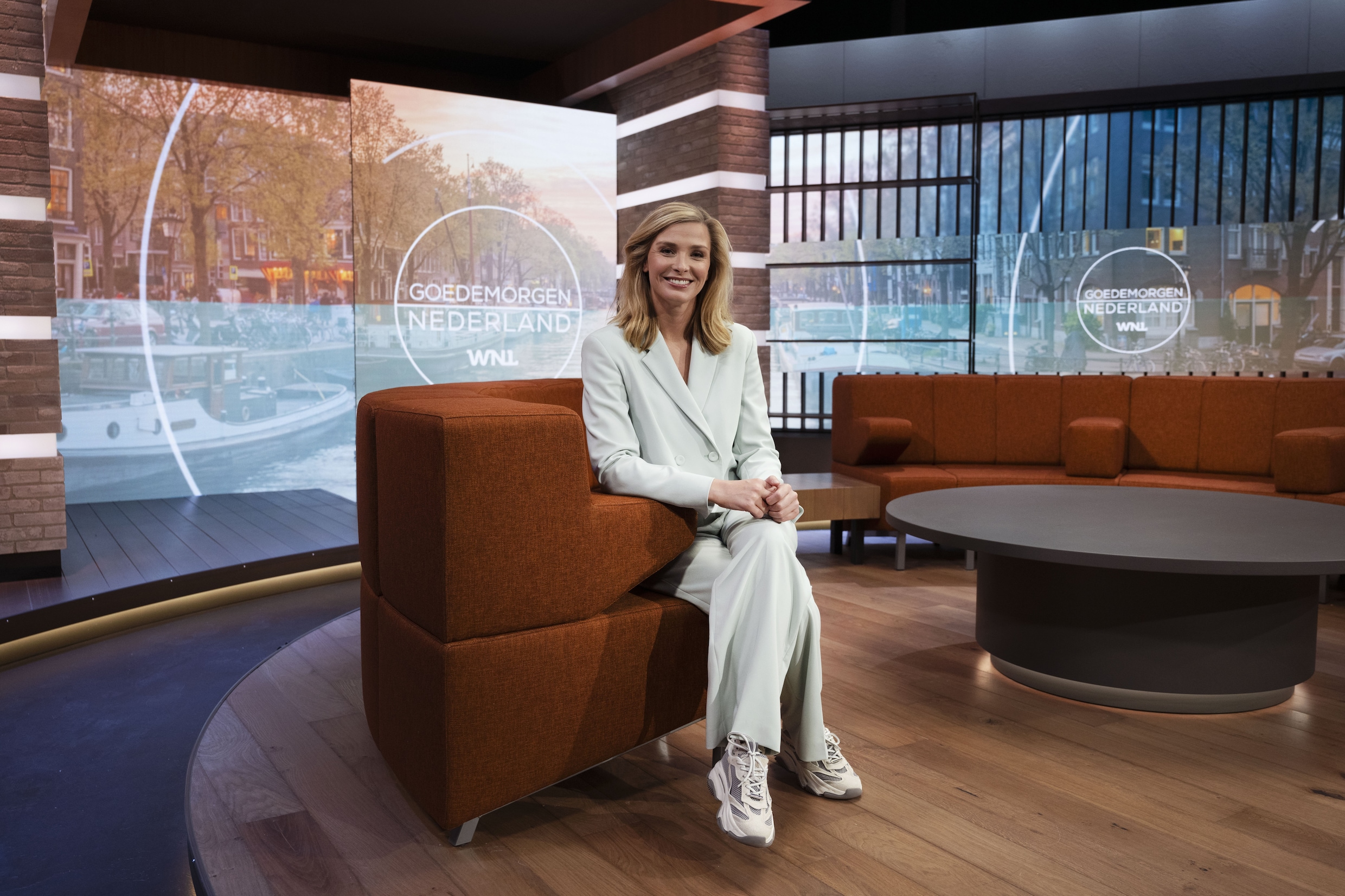 Welmoed Sijtsma (35) stapt over van WNL naar RTL 4 en krijgt eigen ...