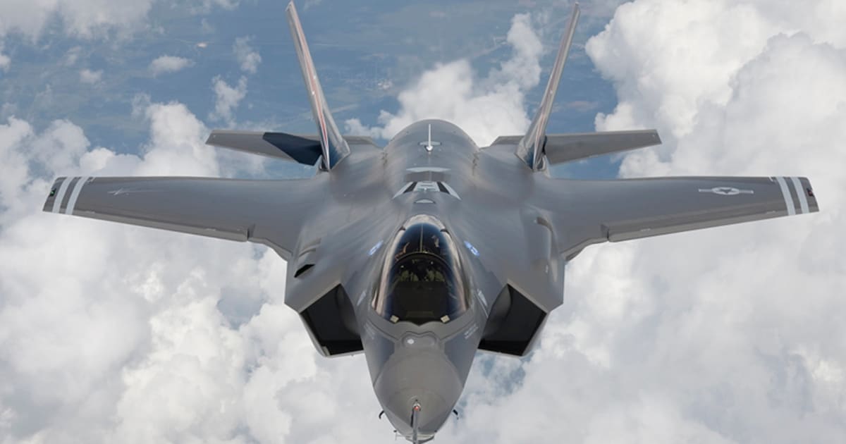 Stoppen met JSF nadelig; Defensie wil door met minder toestellen | Het ...