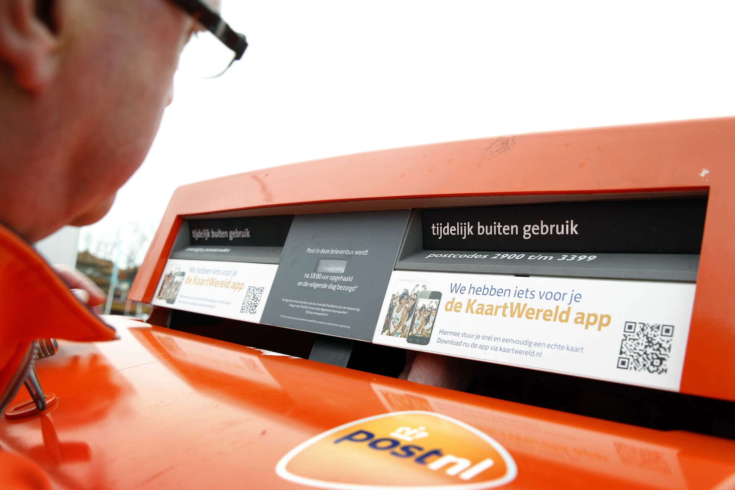 PostNL: mogelijk nog maar drie dagen bezorgen | Het Parool