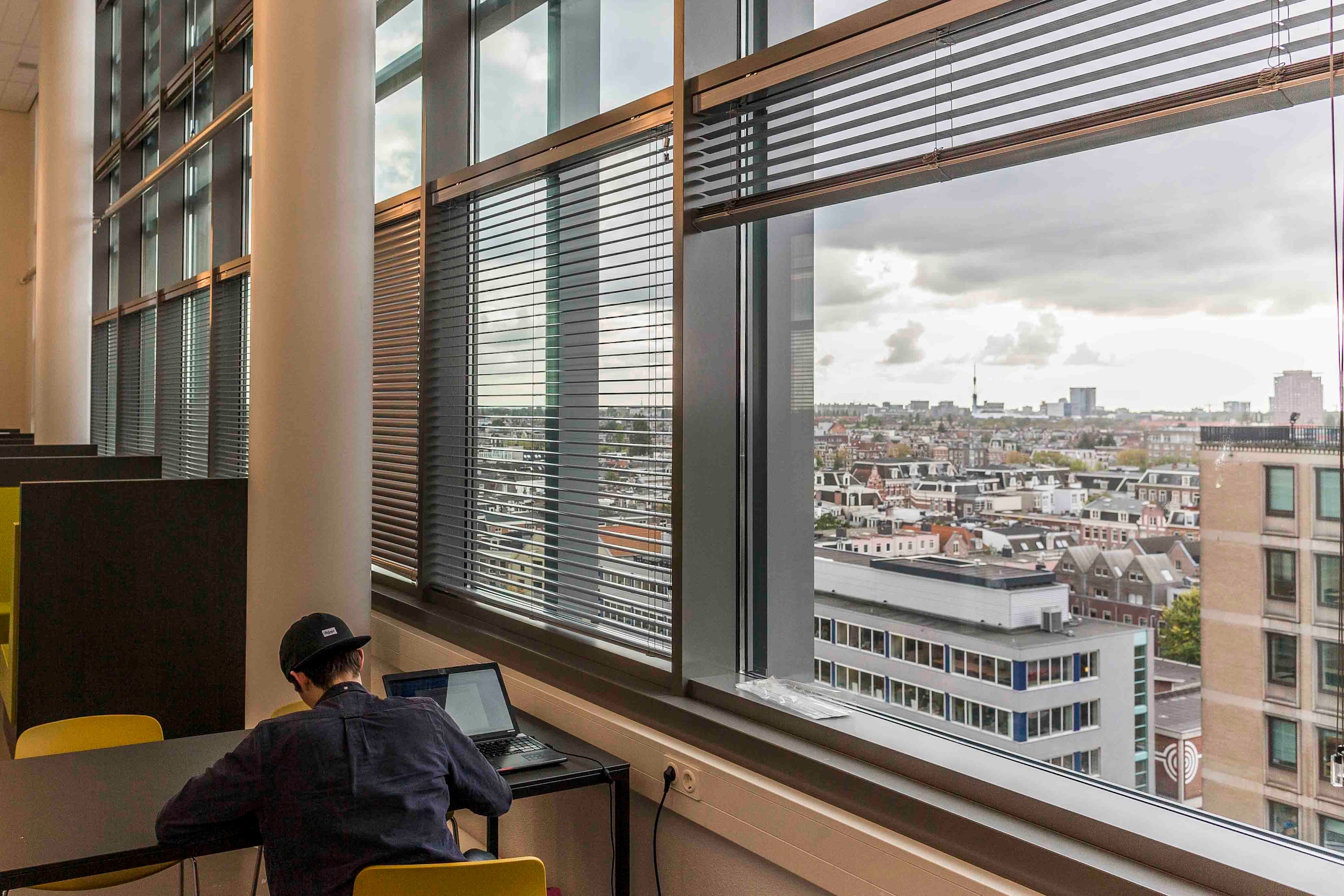 Geldzorgen hebben negatieve invloed op privéleven en studieresultaten ...