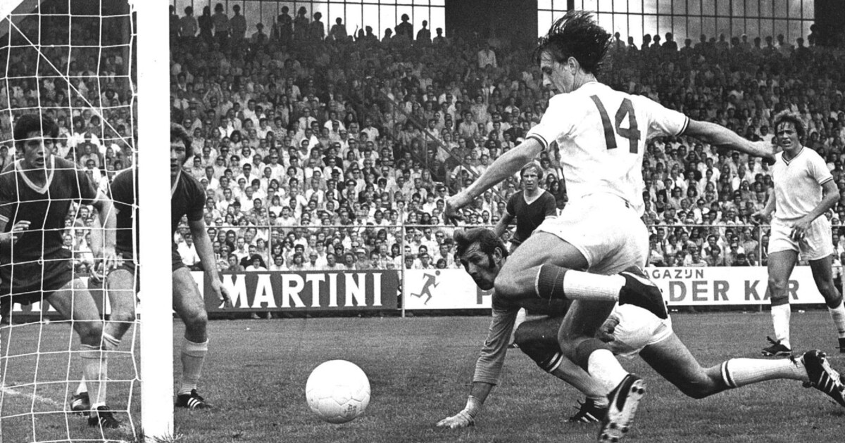 Johan Cruijff, vandaag 45 jaar nummer 14 | Het Parool