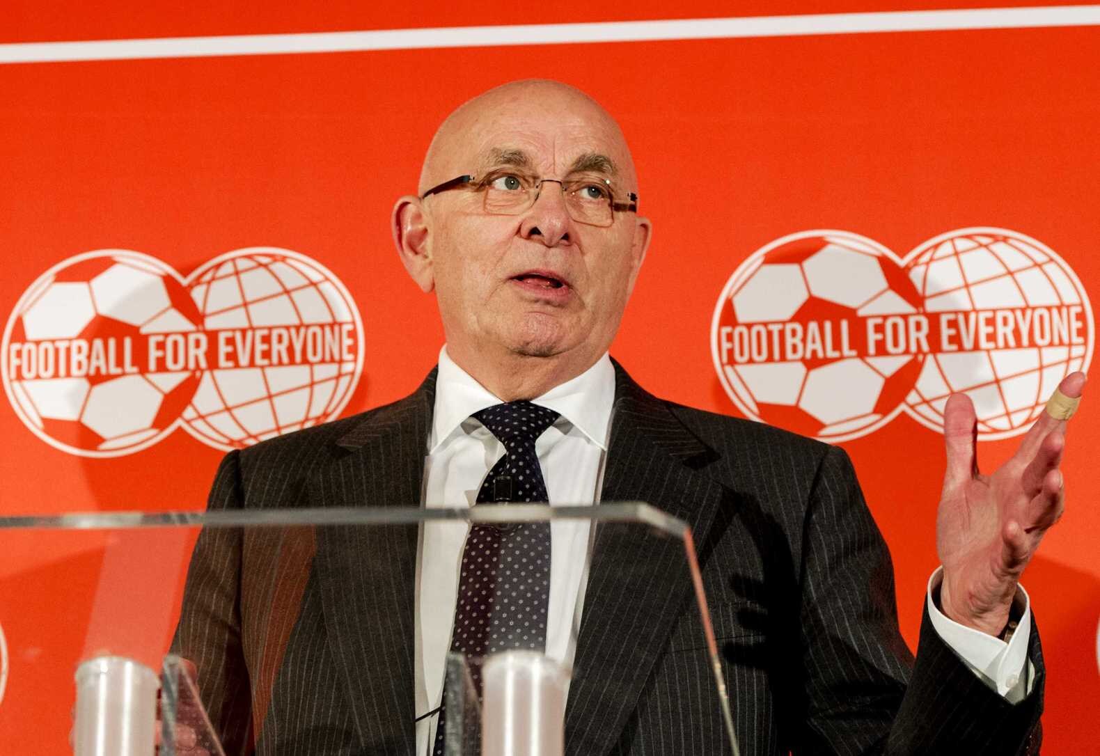 KNVB financiert met vier ton FIFA-campagne Van Praag | Het Parool