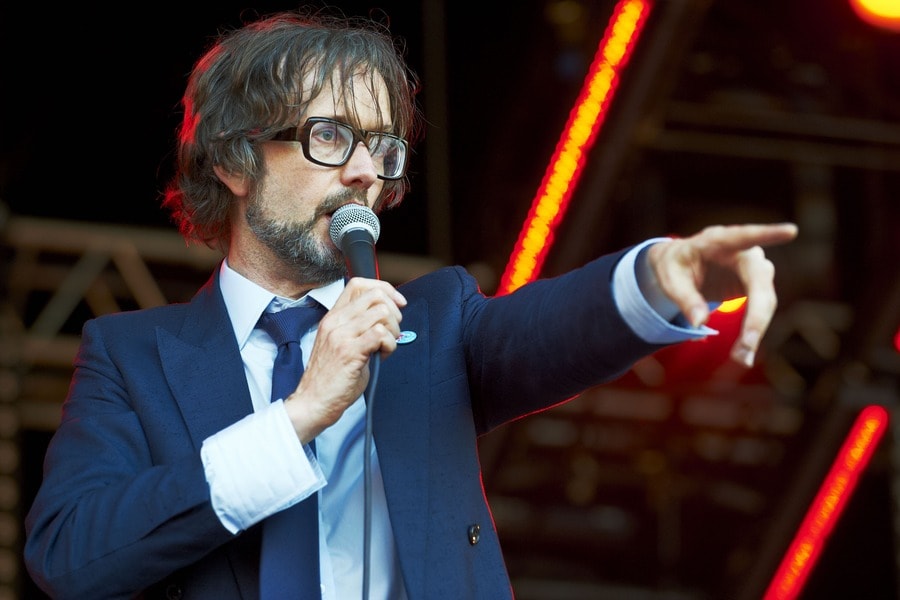 Recensie: Jarvis Cocker en zijn band Pulp pakken Afas Live in met Brits ...