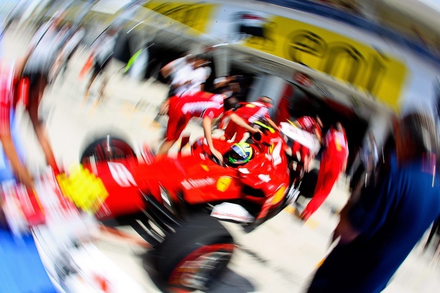 Button zegeviert in tactische race op Hungaroring | Het Parool