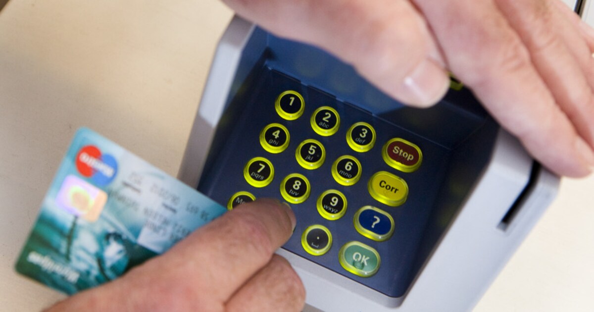 'Winkelier stort wisselgeld binnenkort op bankpas' | Het Parool