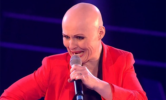 Kale zangeres schittert in Britse 'The Voice' | Het Parool